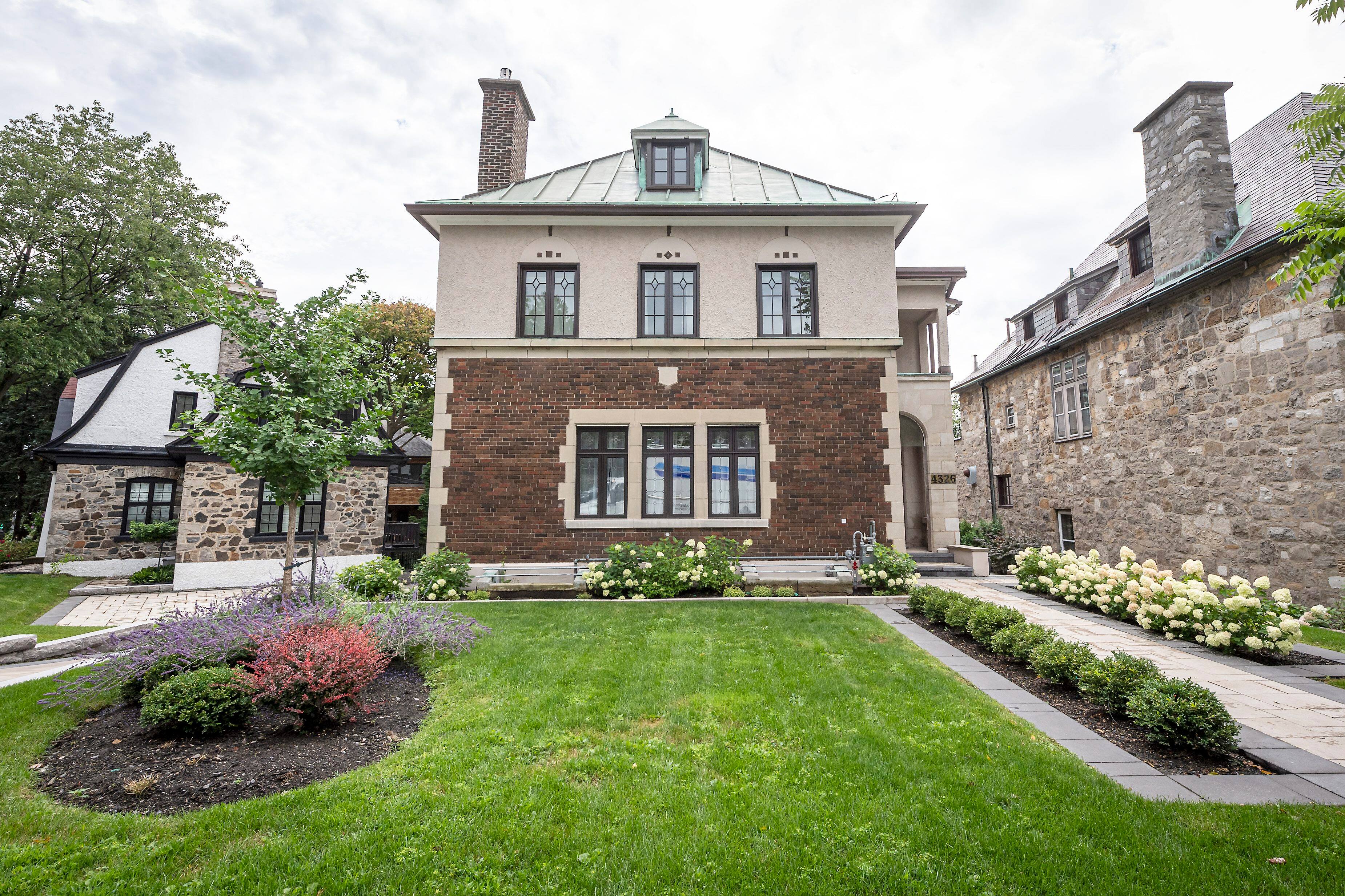 Macky Tall vend sa luxueuse résidence de Westmount | JDM