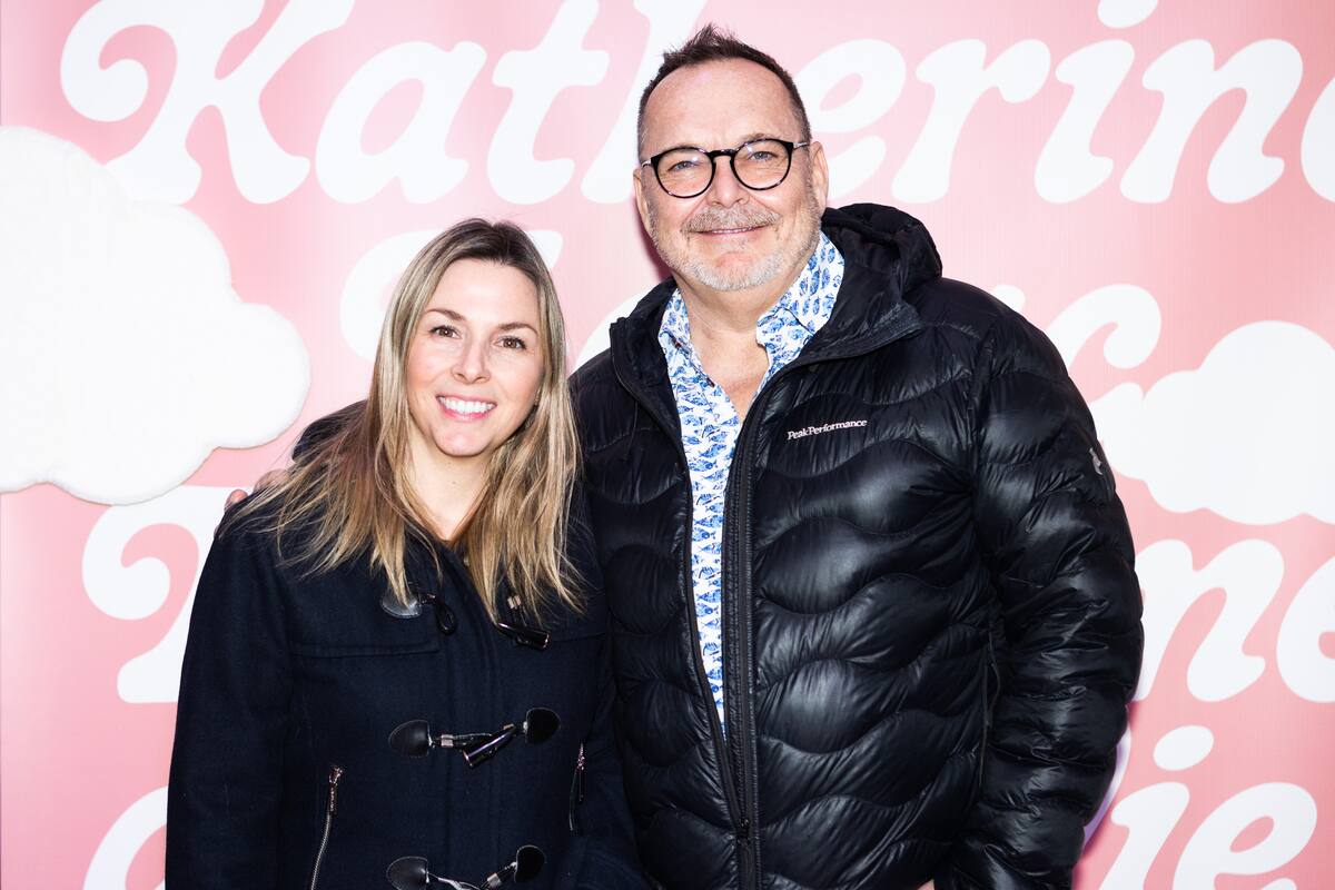 Jean-Michel Anctil file le parfait bonheur avec sa conjointe, Mélodie ...