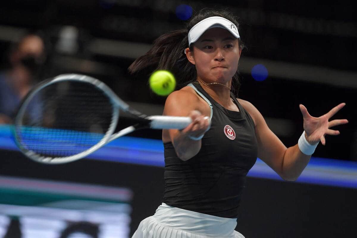 Roland-Garros: Carol Zhao avance - TVA Sports