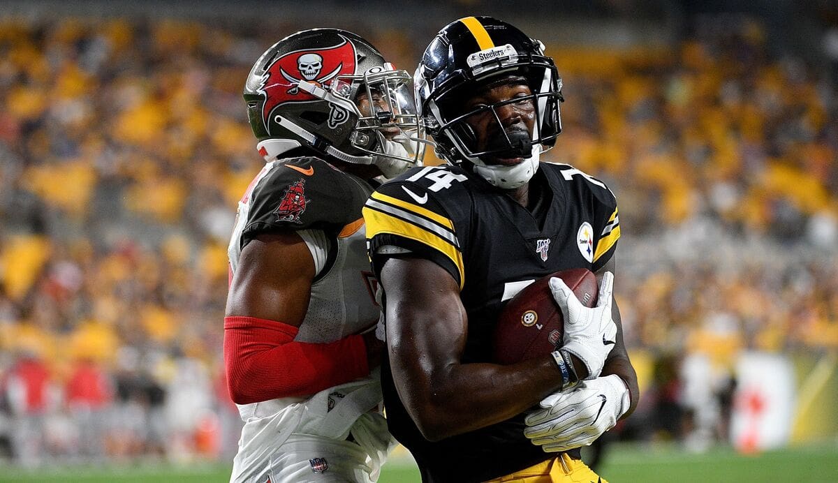 Les Alouettes embaucheraient le receveur Tevin Jones | JDM