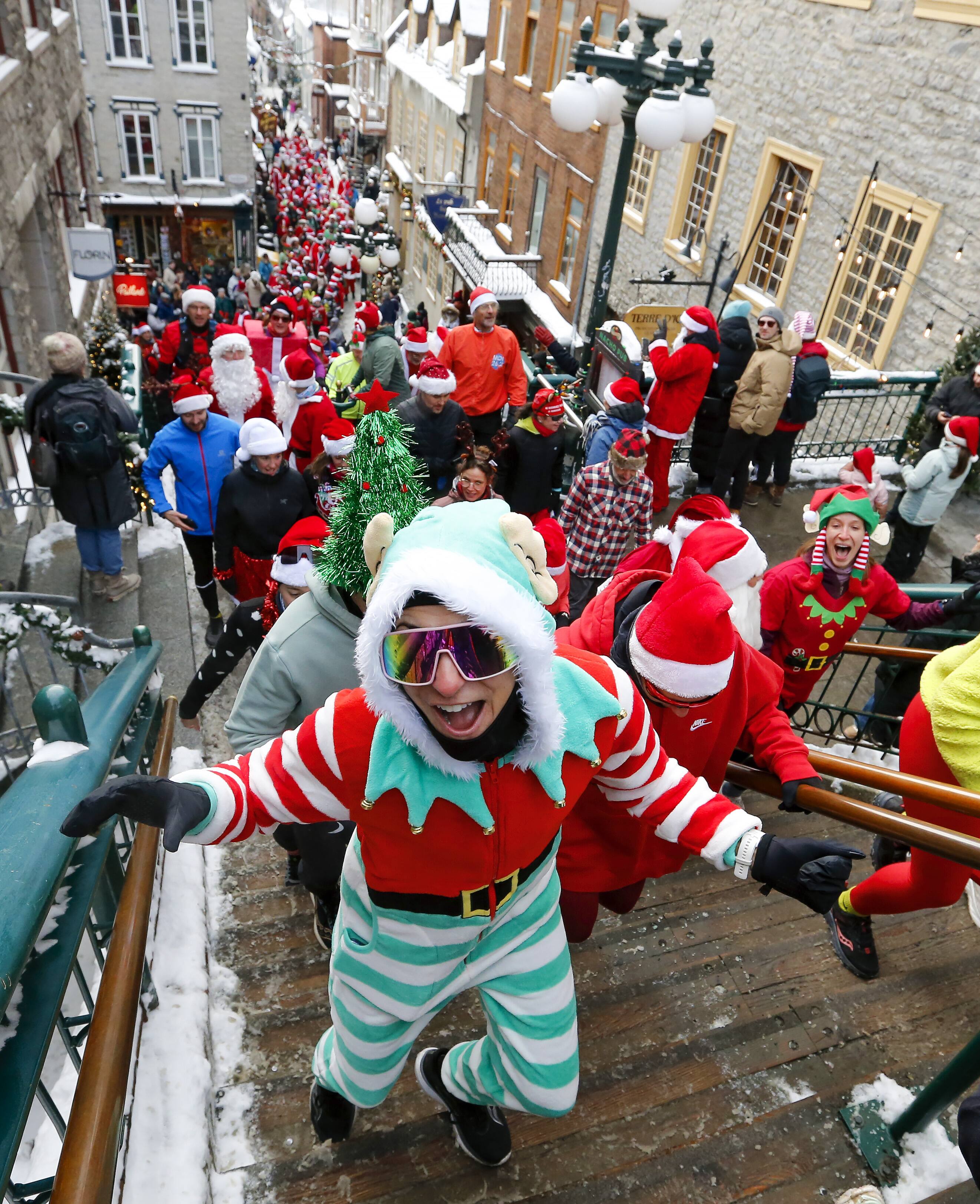 33 000$ pour les enfants dans le besoin: des centaines de pères Noël ...