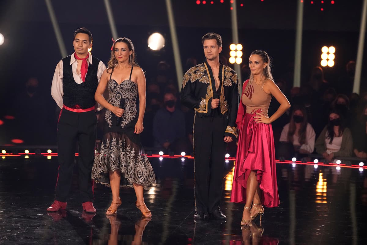 Après les duos improbables, voici qui passe en demi-finale à Révolution ...