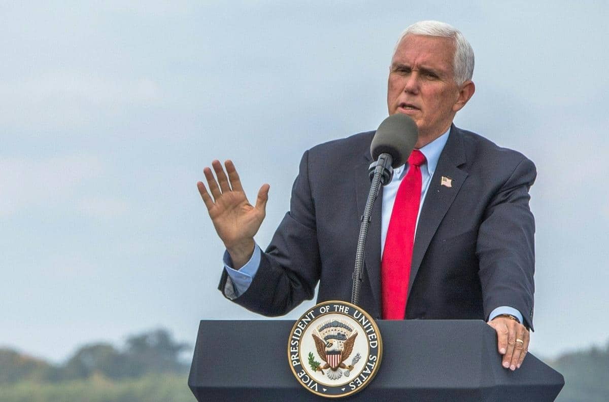 Mike Pence, calme et conservatisme au milieu de la tempête Trump | JDM