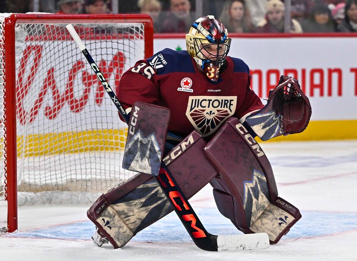 Desbiens sur la liste des blessées à cause de Deguire - TVA Sports