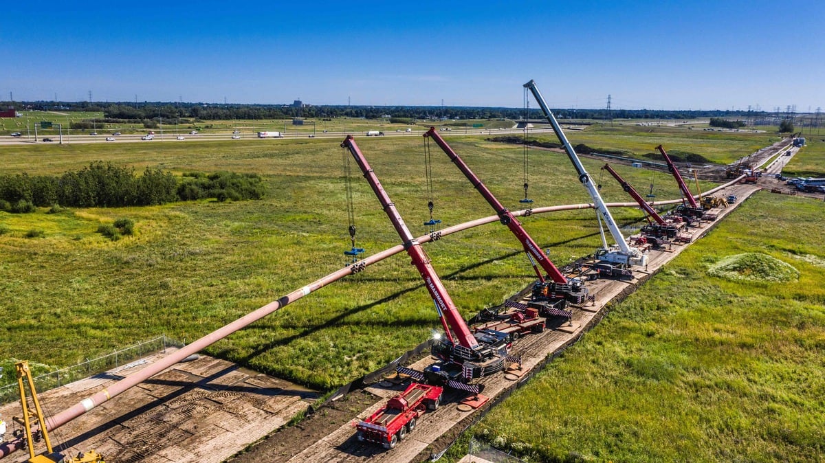 Le nouvel oléoduc controversé Trans Mountain entrera en service ...