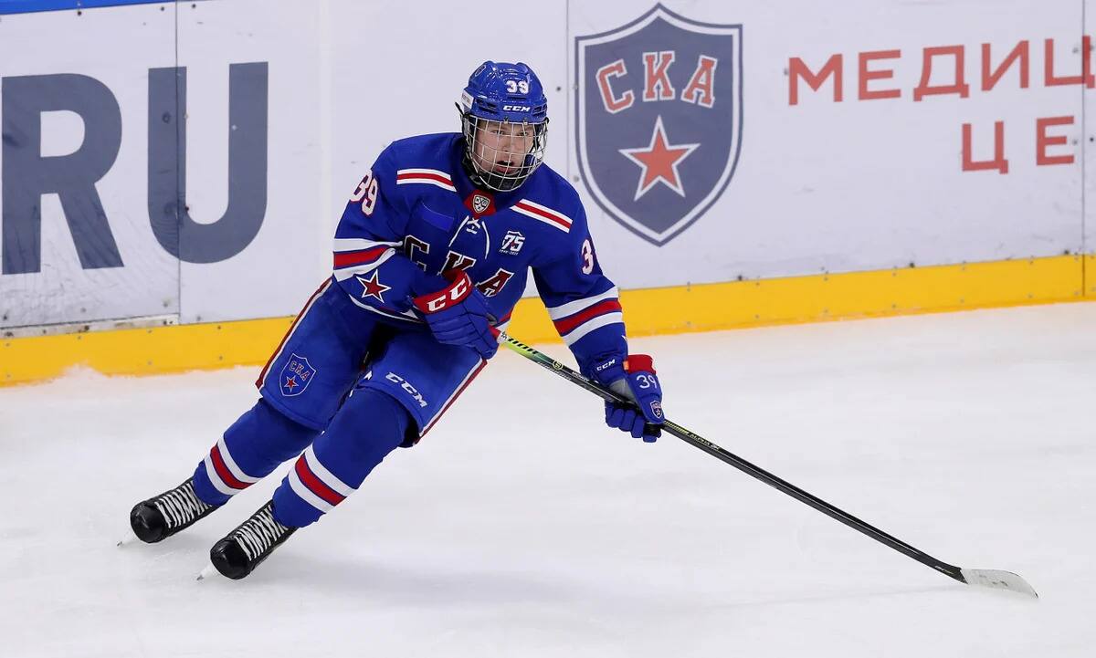 L’histoire se répète pour Matvei Michkov - TVA Sports