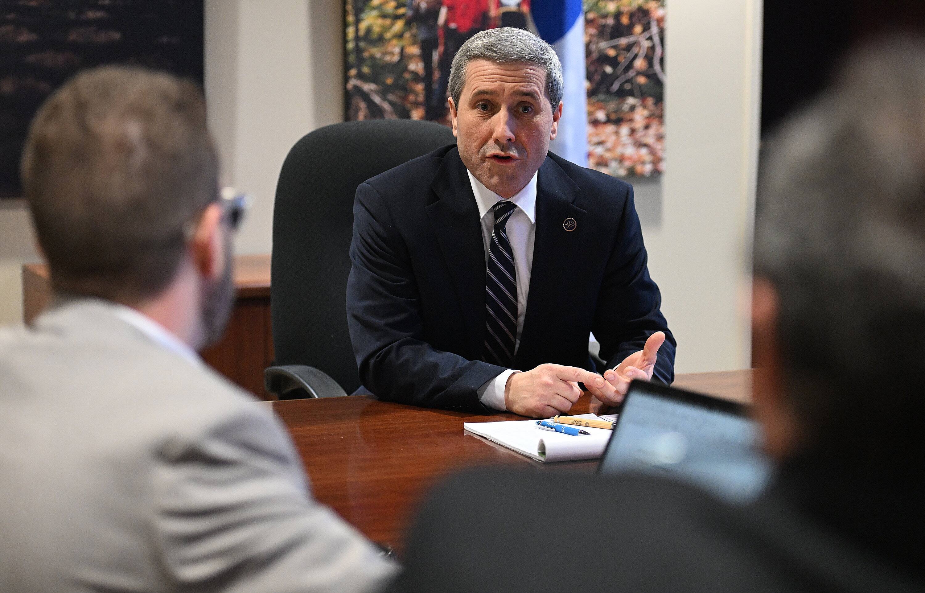 Le ministre Jean-François Simard veut un «effet tremplin» pour relancer ...