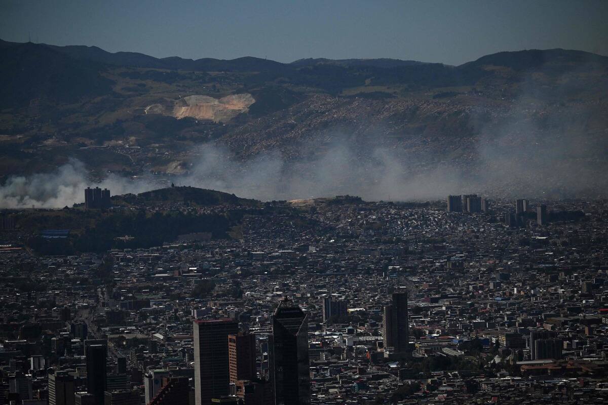 Incendies de forêt: la Colombie lance un appel à l'aide internationale ...