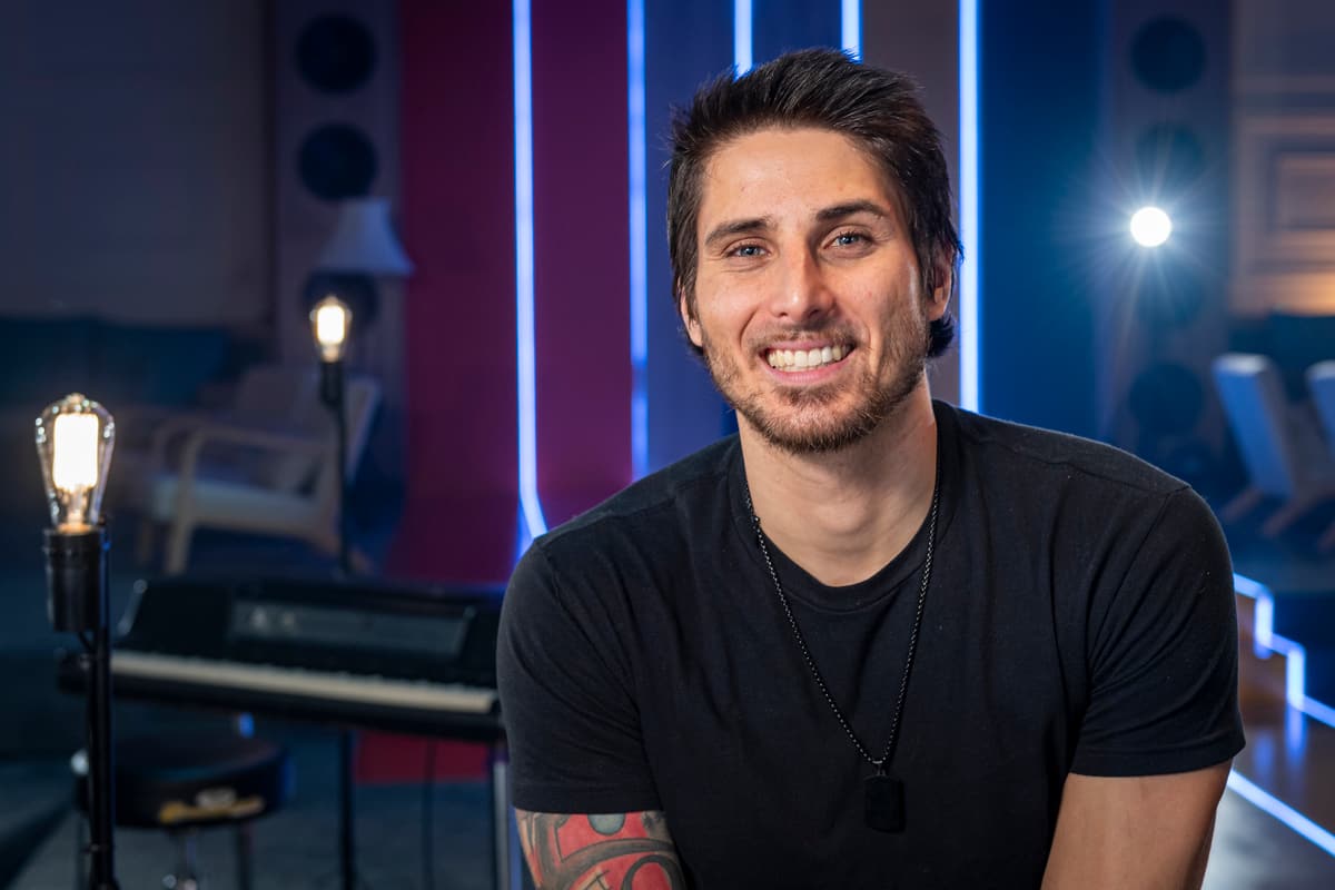 8 ans après son dernier album, Kevin Bazinet effectue son grand retour ...