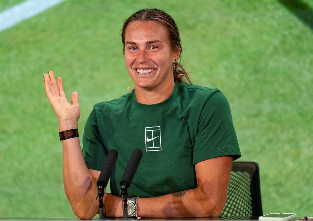 Pene foto vera was in town for work and was eager to meet