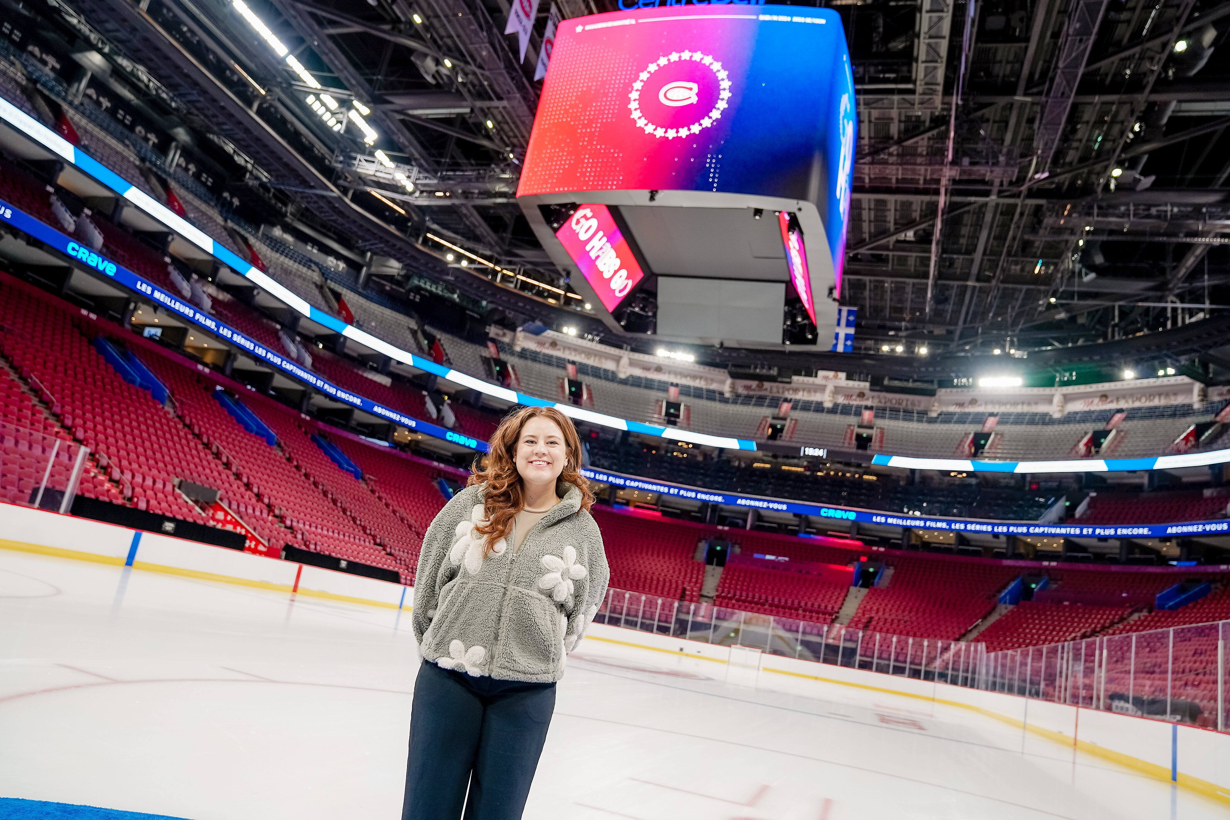 Mégan Brouillard: l'humoriste fan de hockey et du Canadien | JDQ