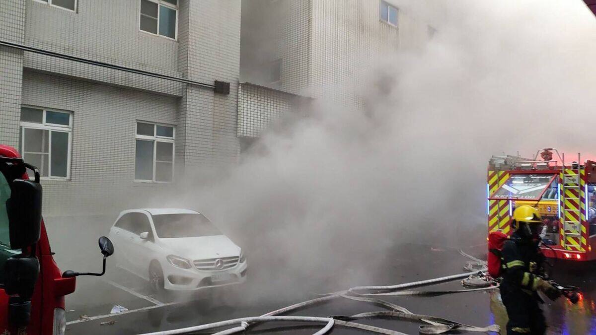 Taïwan: neuf morts dans l'incendie d'un hôpital en plein typhon | TVA ...