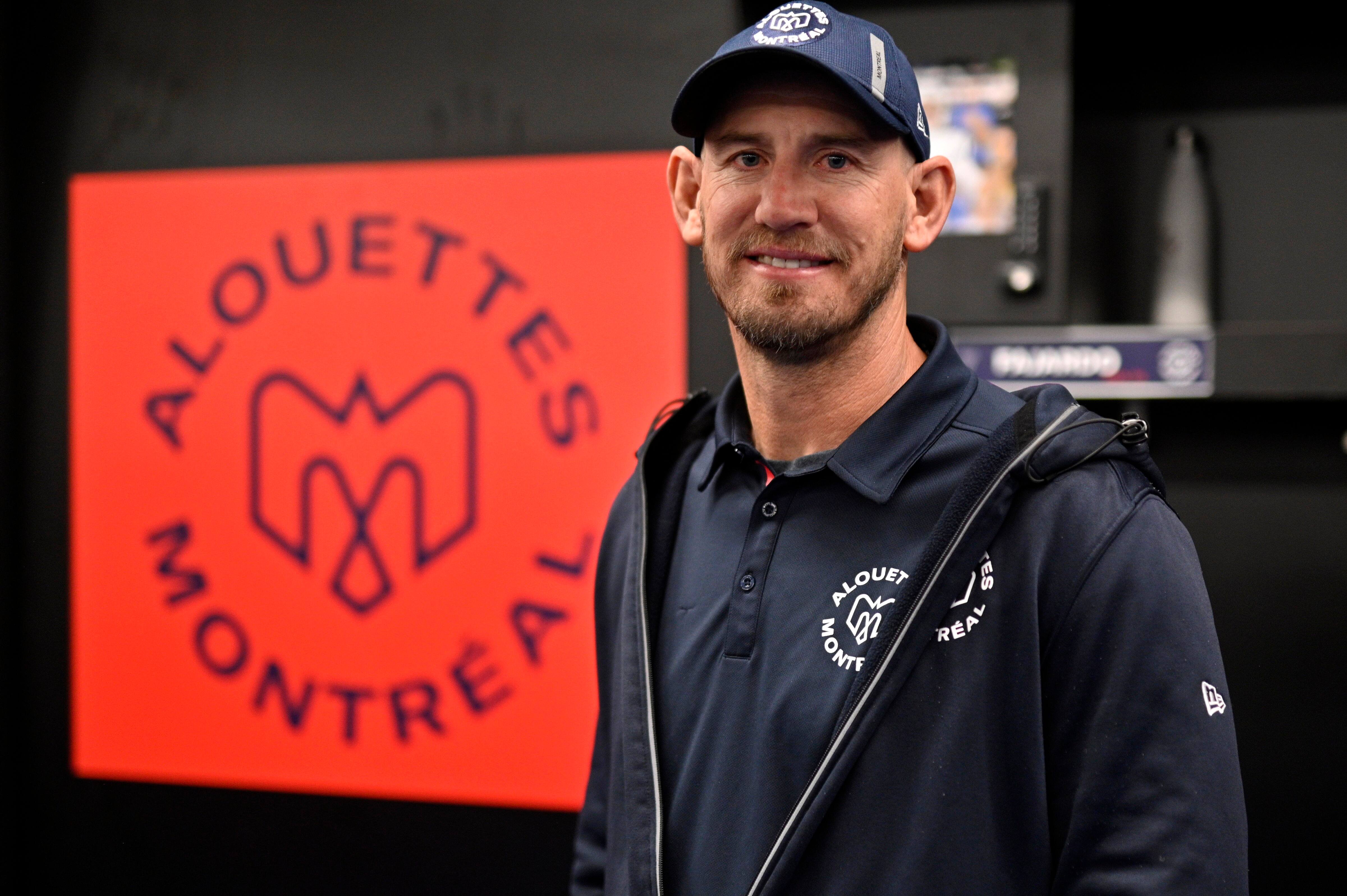 À l’intérieur du vestiaire des Alouettes de Montréal et... une ...