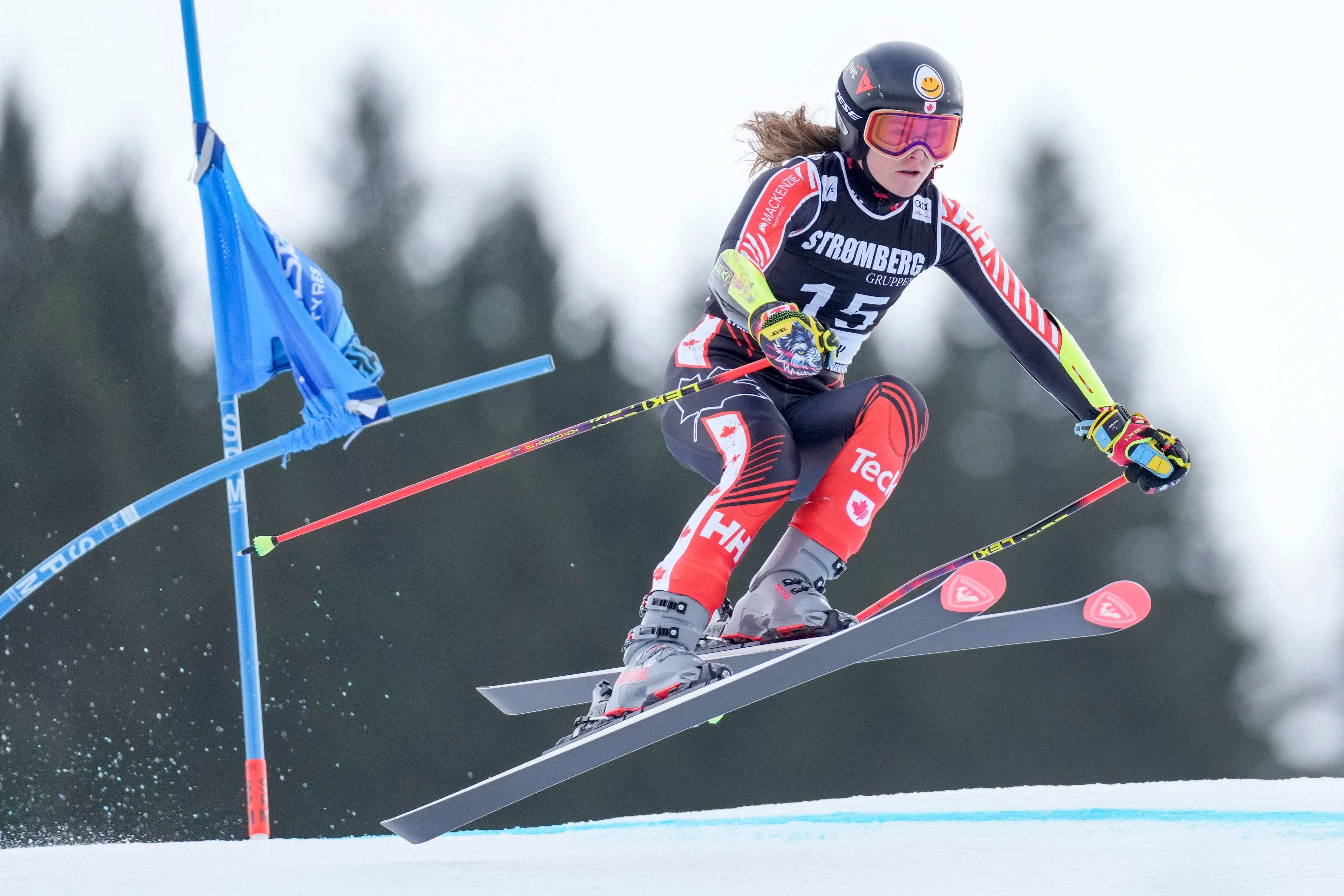 La skieuse québécoise Valérie Grenier remporte le dernier slalom géant ...