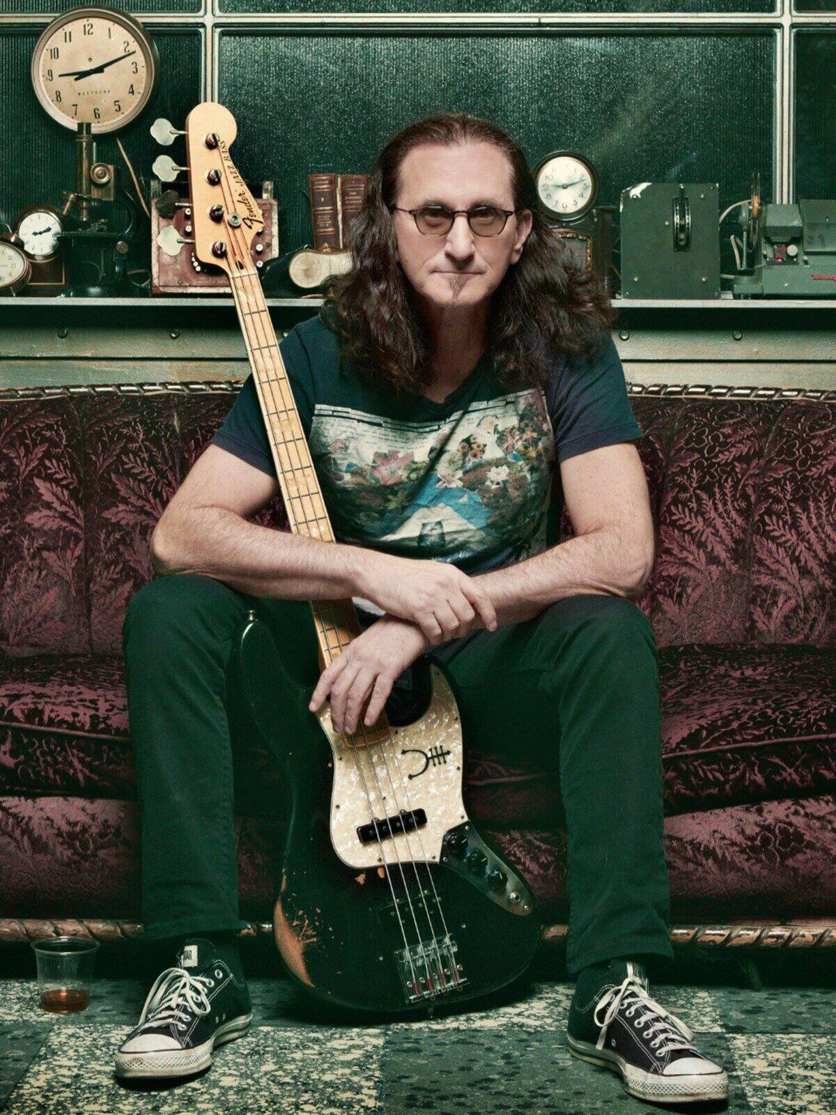 «C'est toujours incroyable de revenir au Québec»: Geddy Lee, bassiste ...