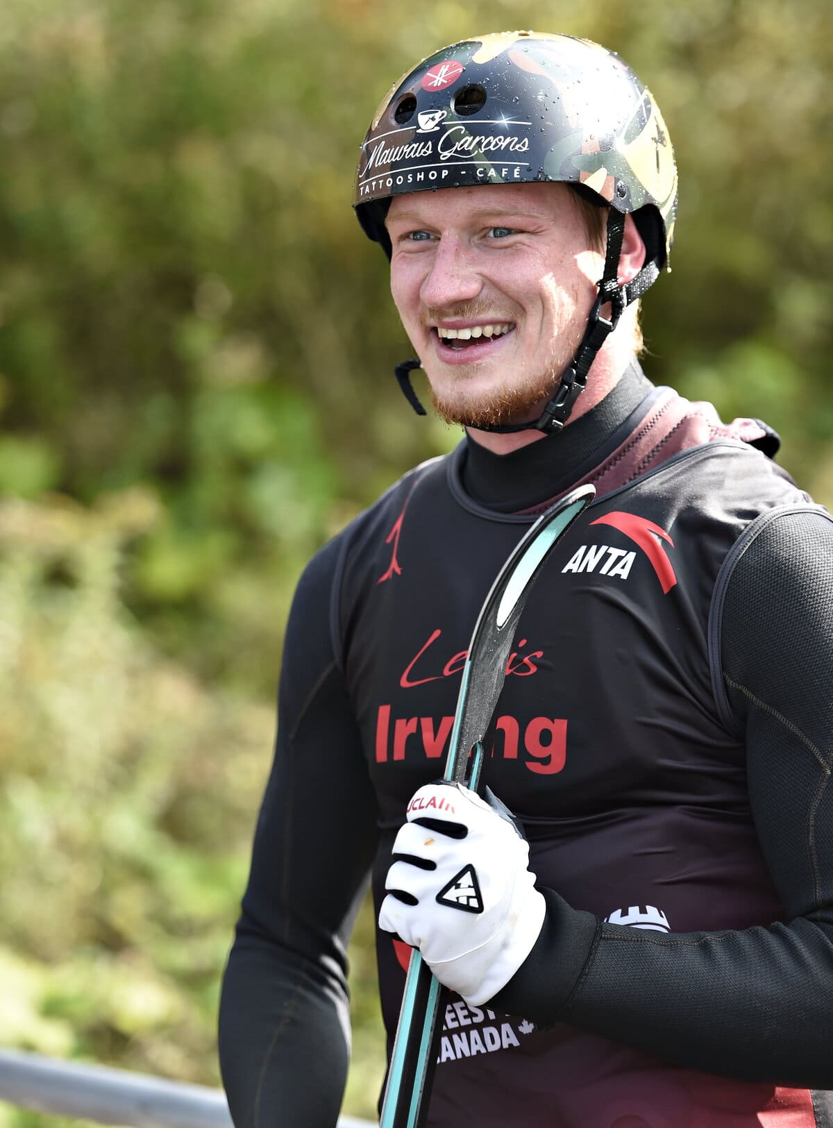 Opéré en février pour une fracture du fémur, le sauteur acrobatique ...