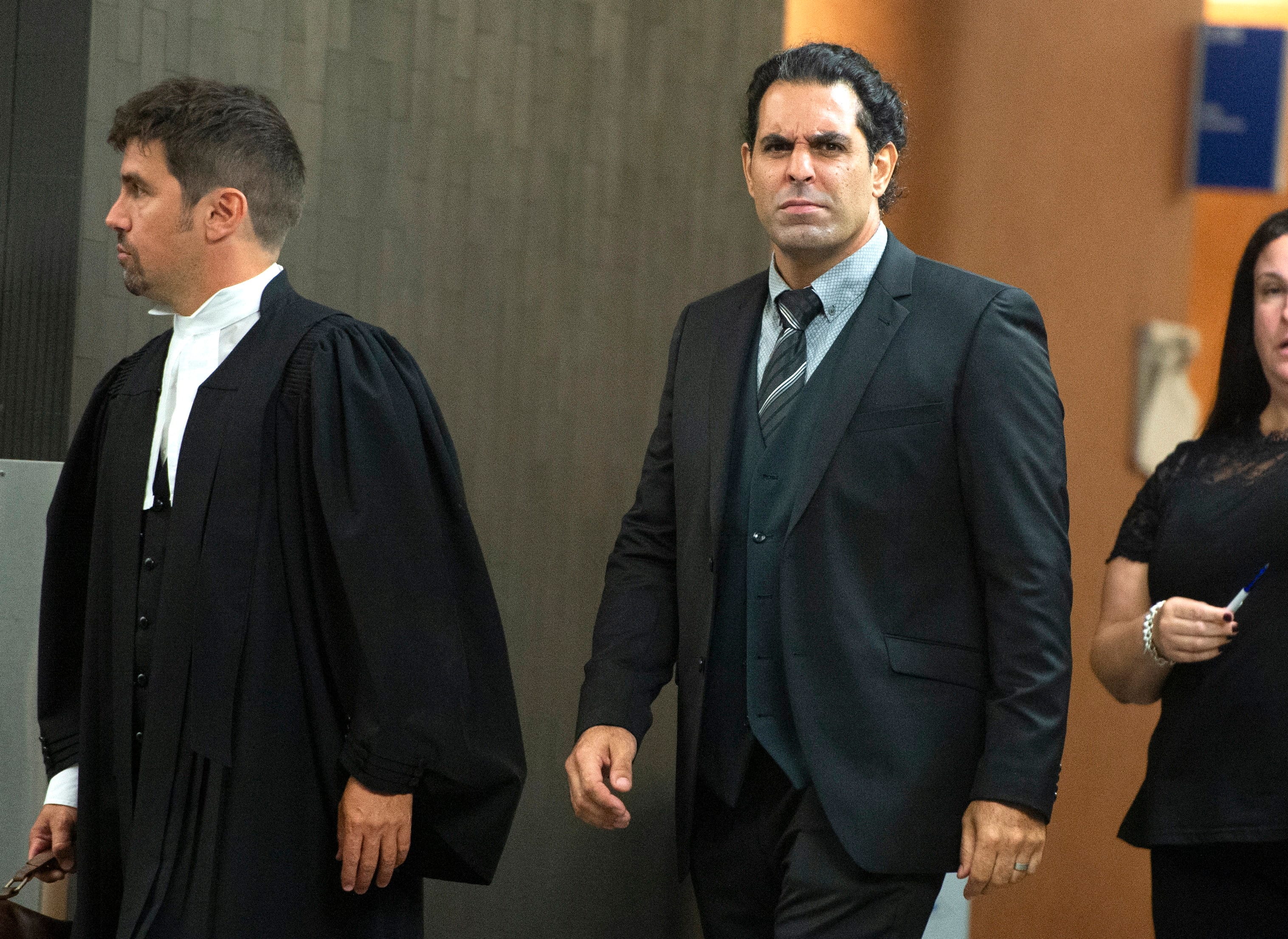 «Totalement inacceptable»: un prof coupable d’avoir eu une «relation ...