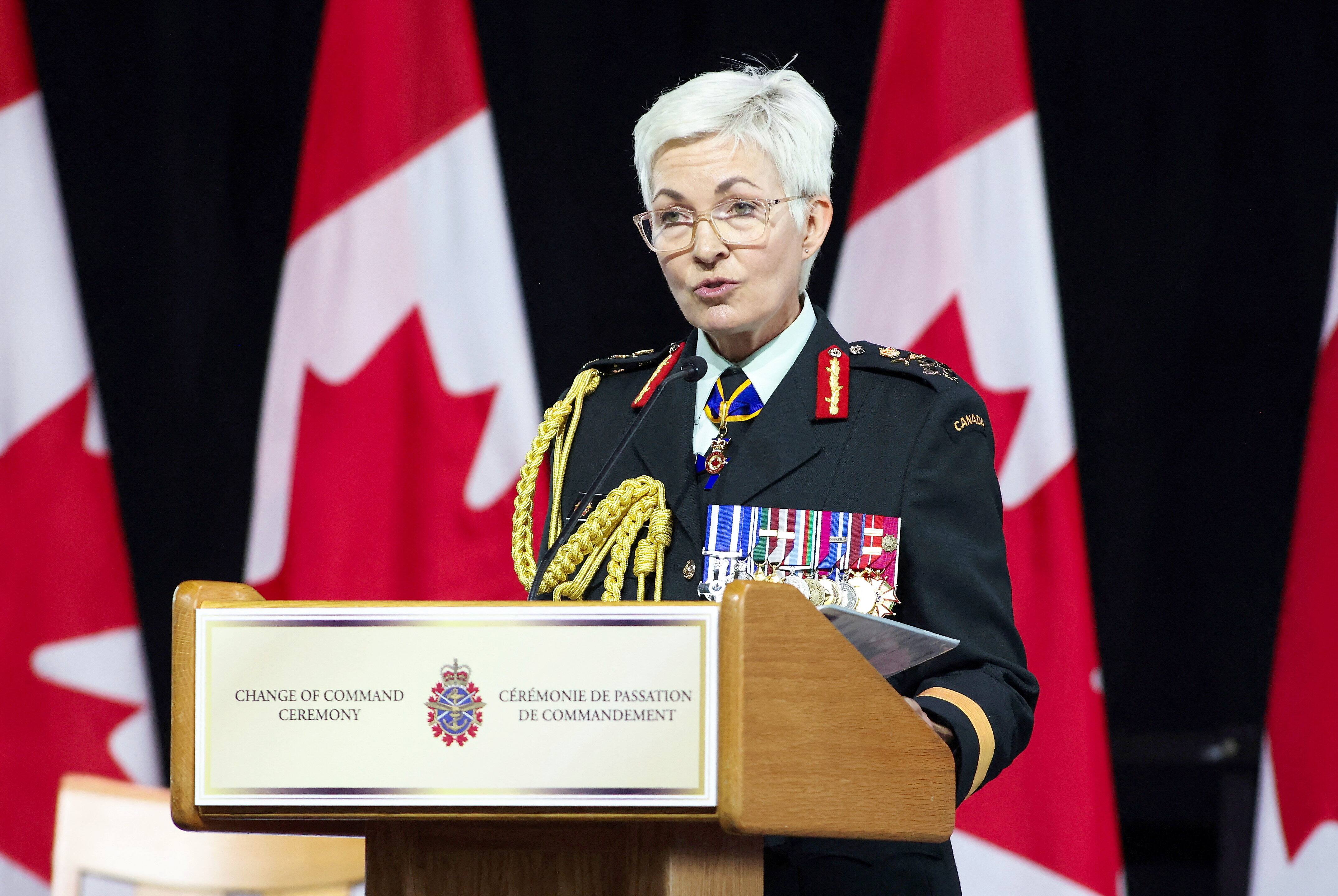 La nouvelle cheffe de l’armée, Jennie Carignan, prend les commandes | JDM