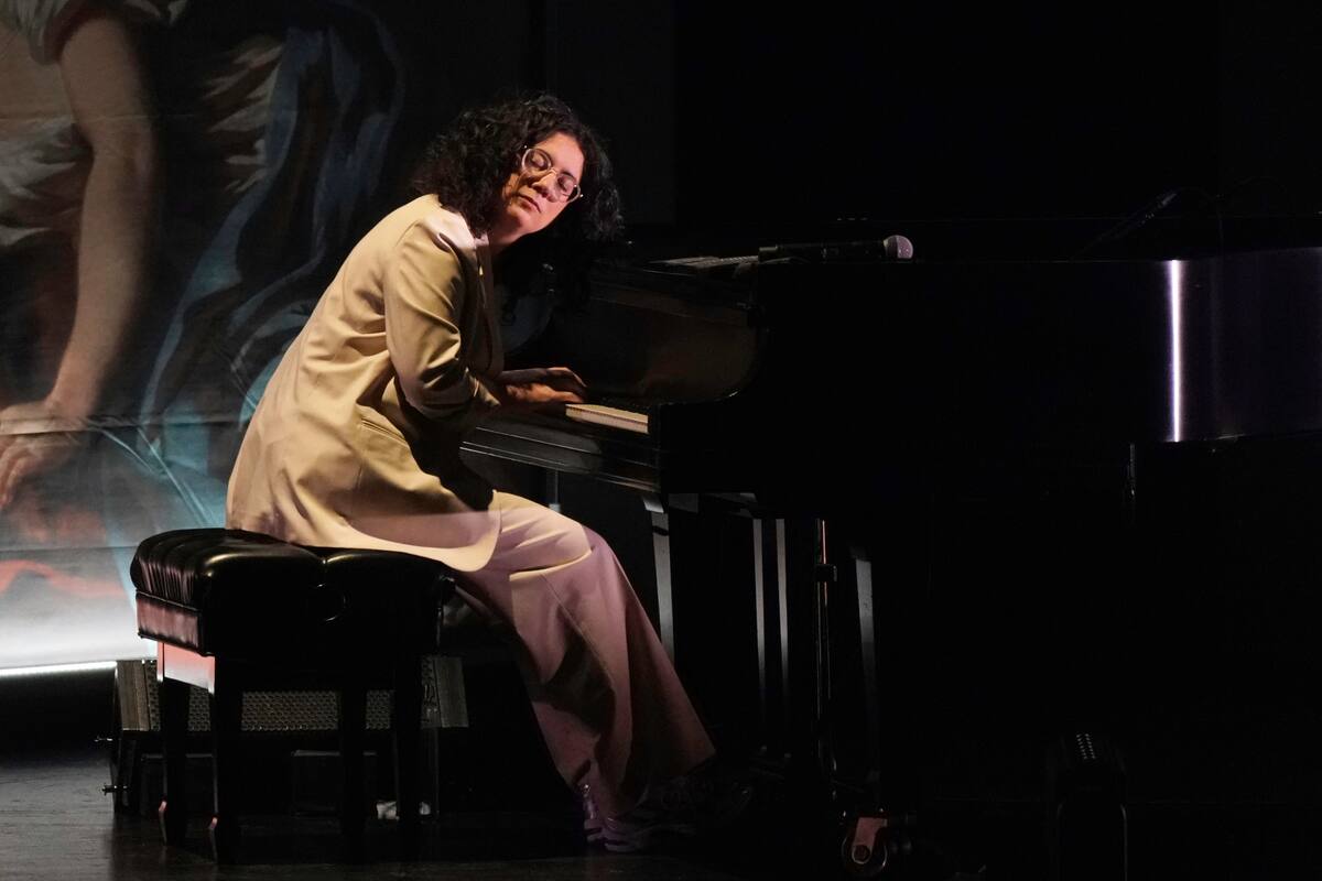 Première de «Néo-Romance» d’Alexandra Stréliski: un puissant moment de ...