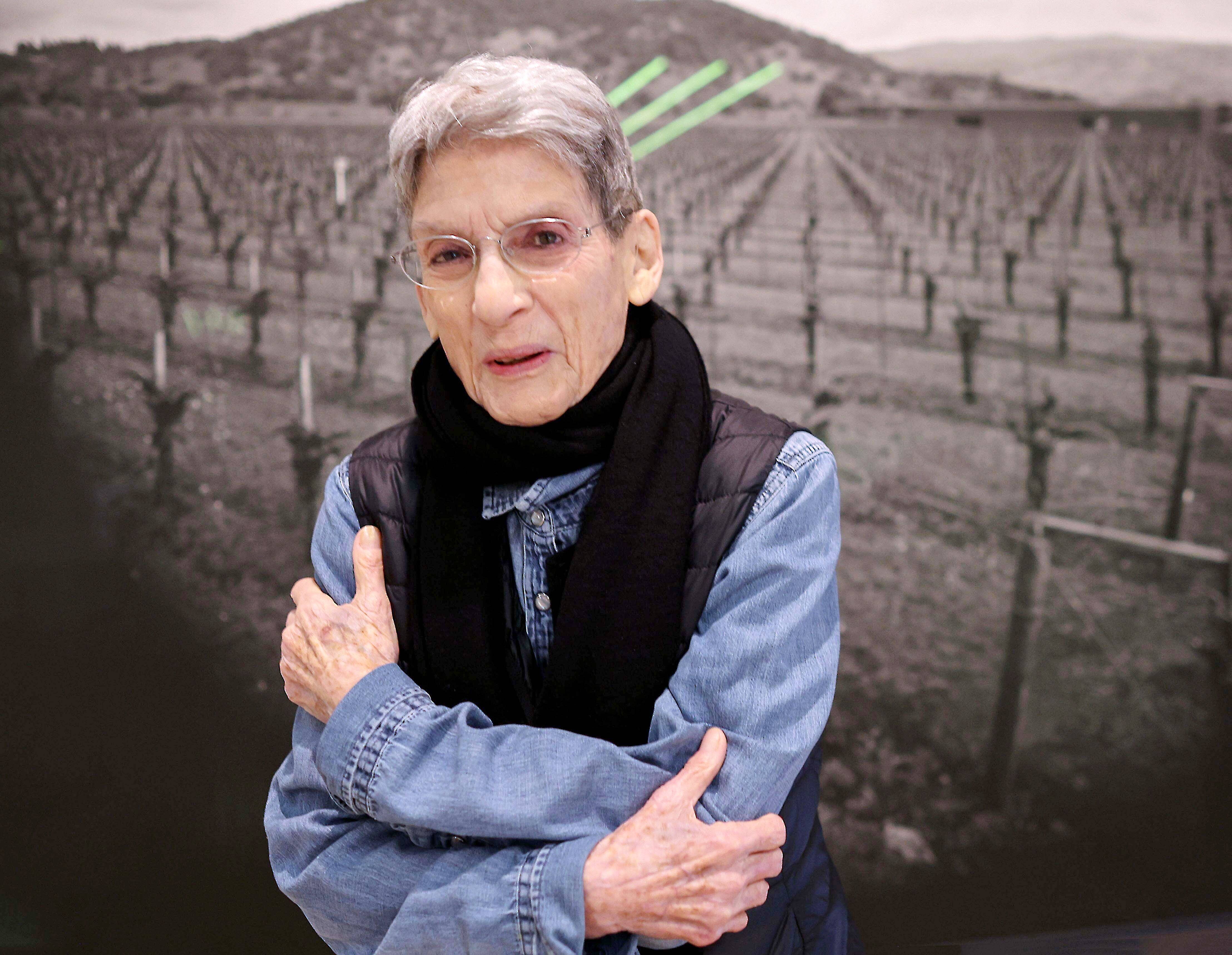 [PHOTOS] 80 aînés dans l'objectif du photographe Jacques Nadeau pour «Vénérables», un recueil ...