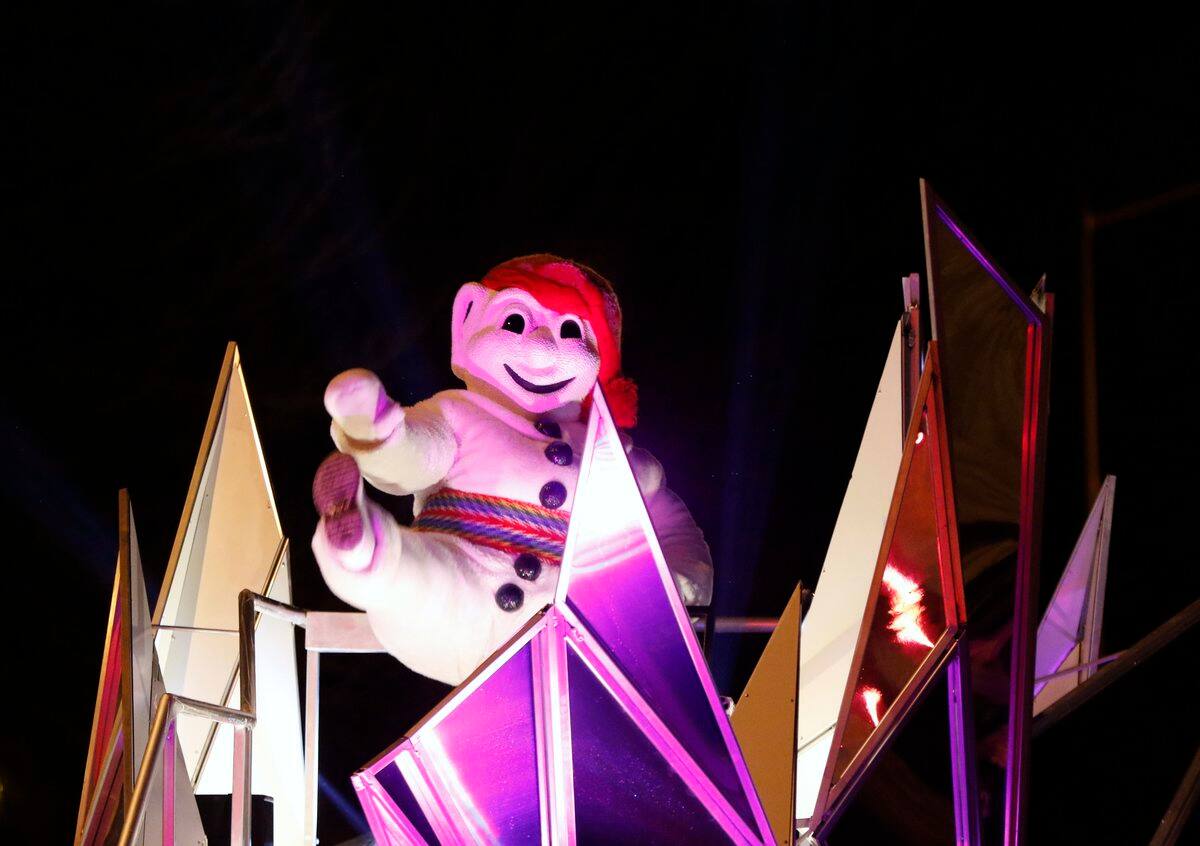 Carnaval de Québec: des défilés «rythmés» et «dansants» | TVA Nouvelles