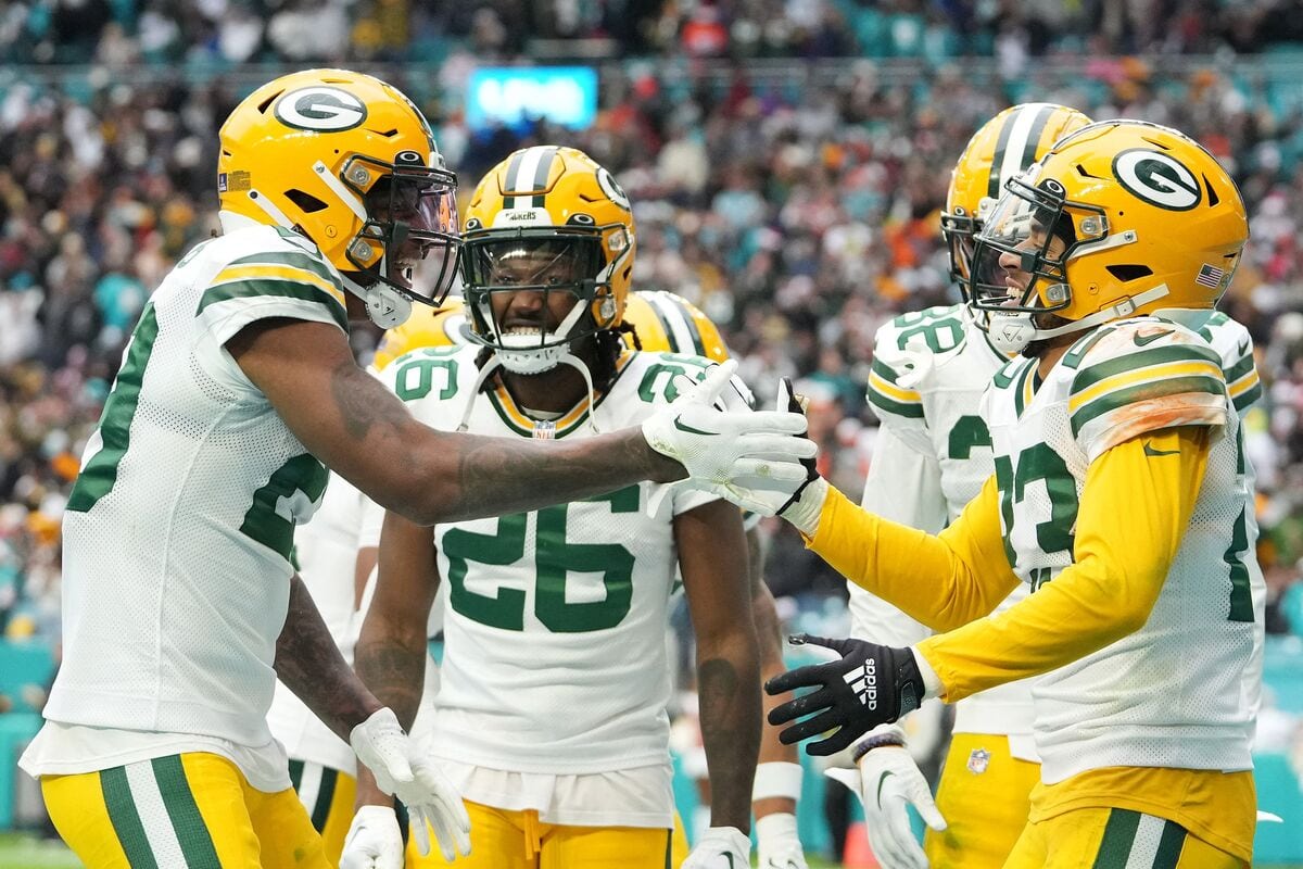 Les Dolphins s'écroulent, les Packers toujours en vie | JDQ