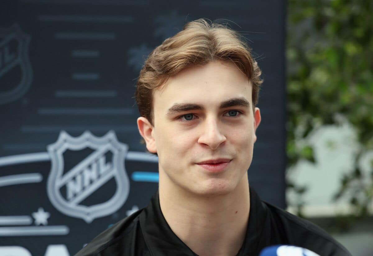 Porter Martone a une grande ambition: «Je veux jouer dans la LNH dès ...