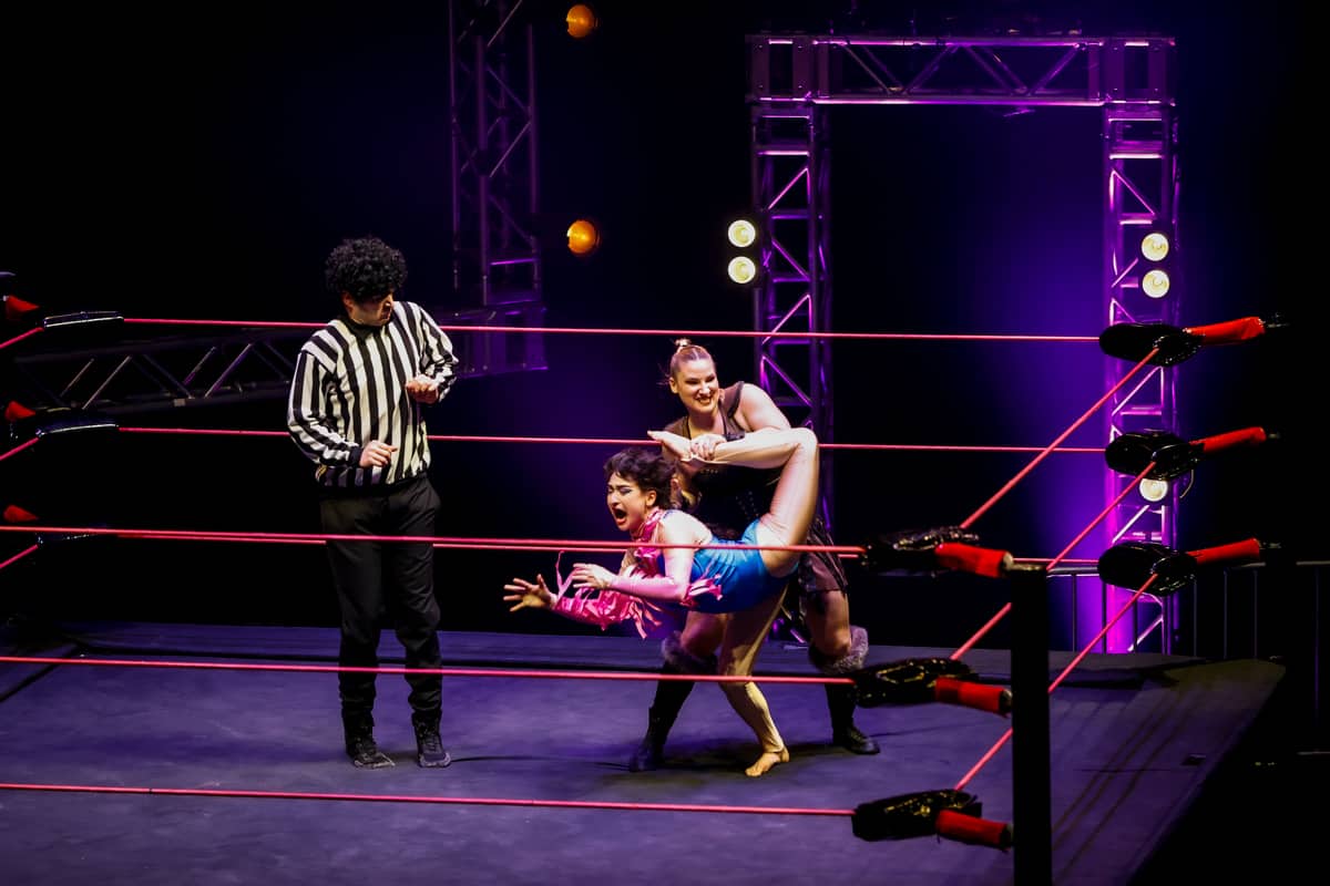 «SLAM!»: Le vrai gala de lutte circassien | JDM