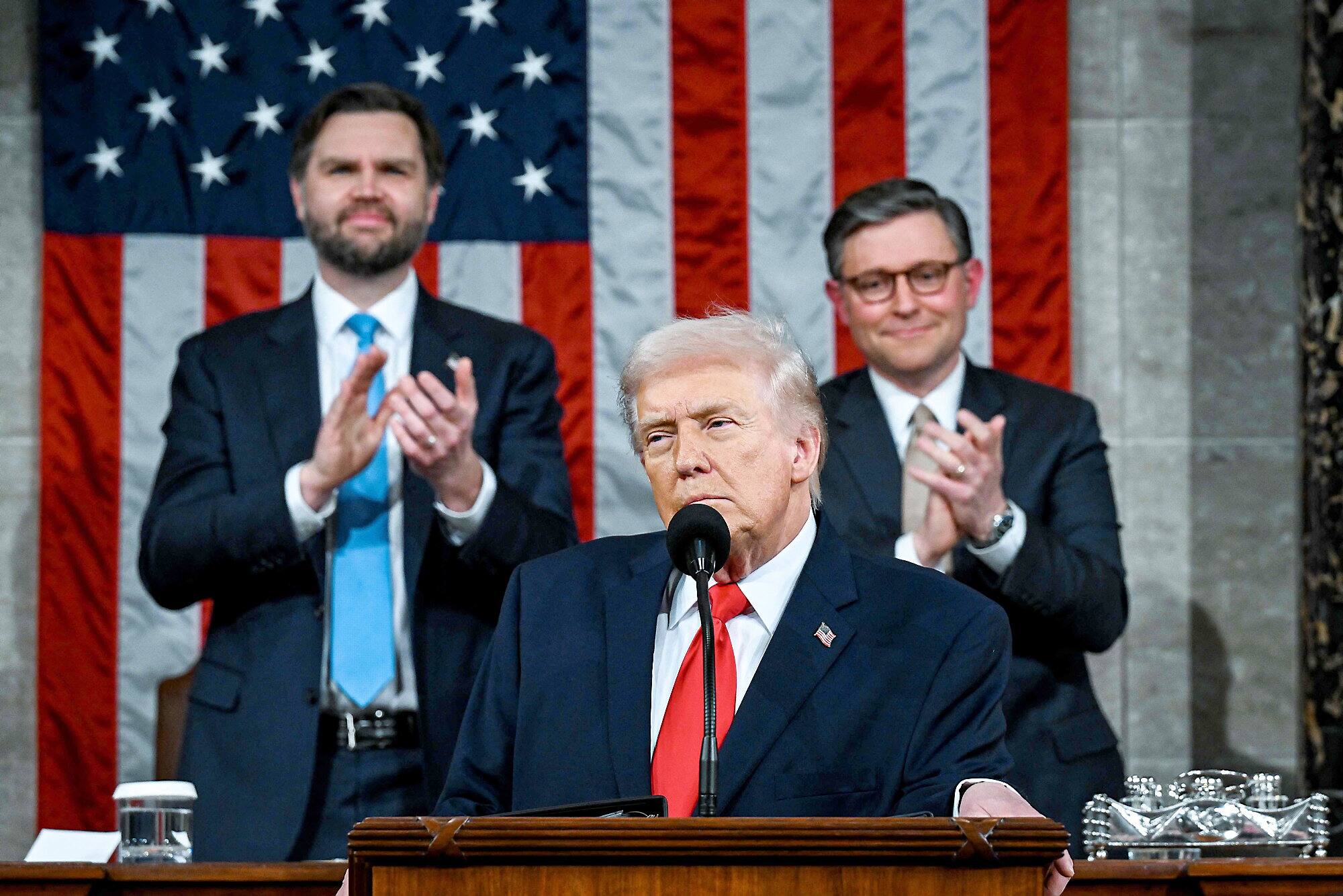 Trump bat le record de la plus longue allocution sur l'état de l'Union ...