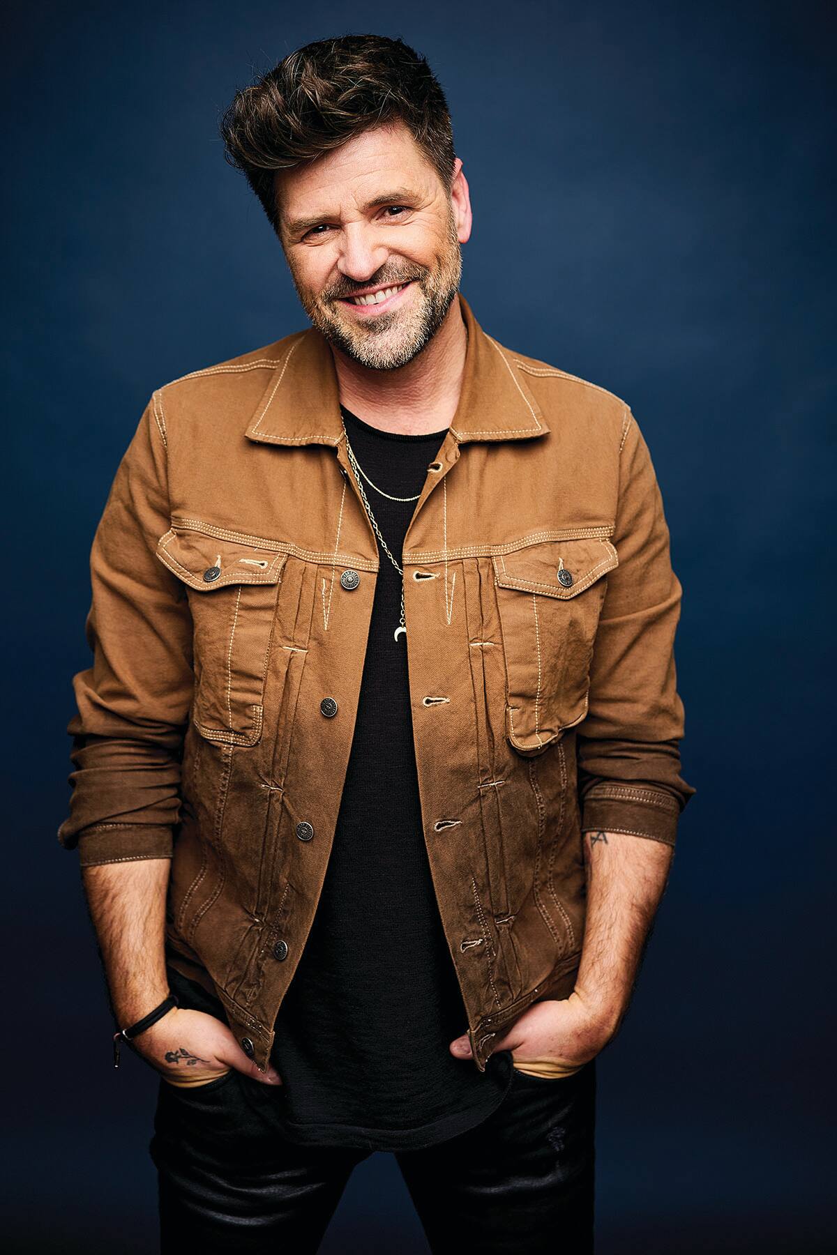 Anthony Therrien s'ouvre sur son rôle de Félix dans Les bracelets ...