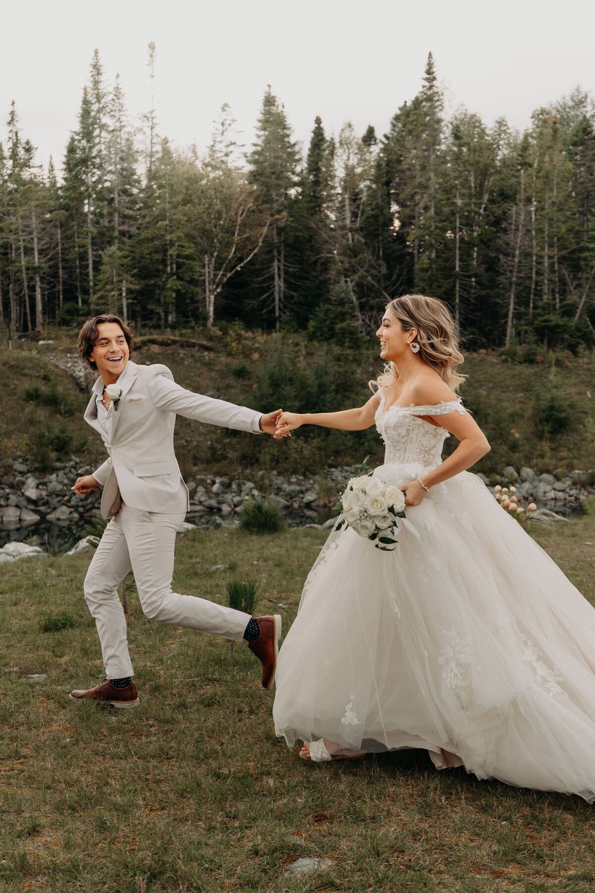 William Cloutier: un clip avec des images de son mariage | JDM