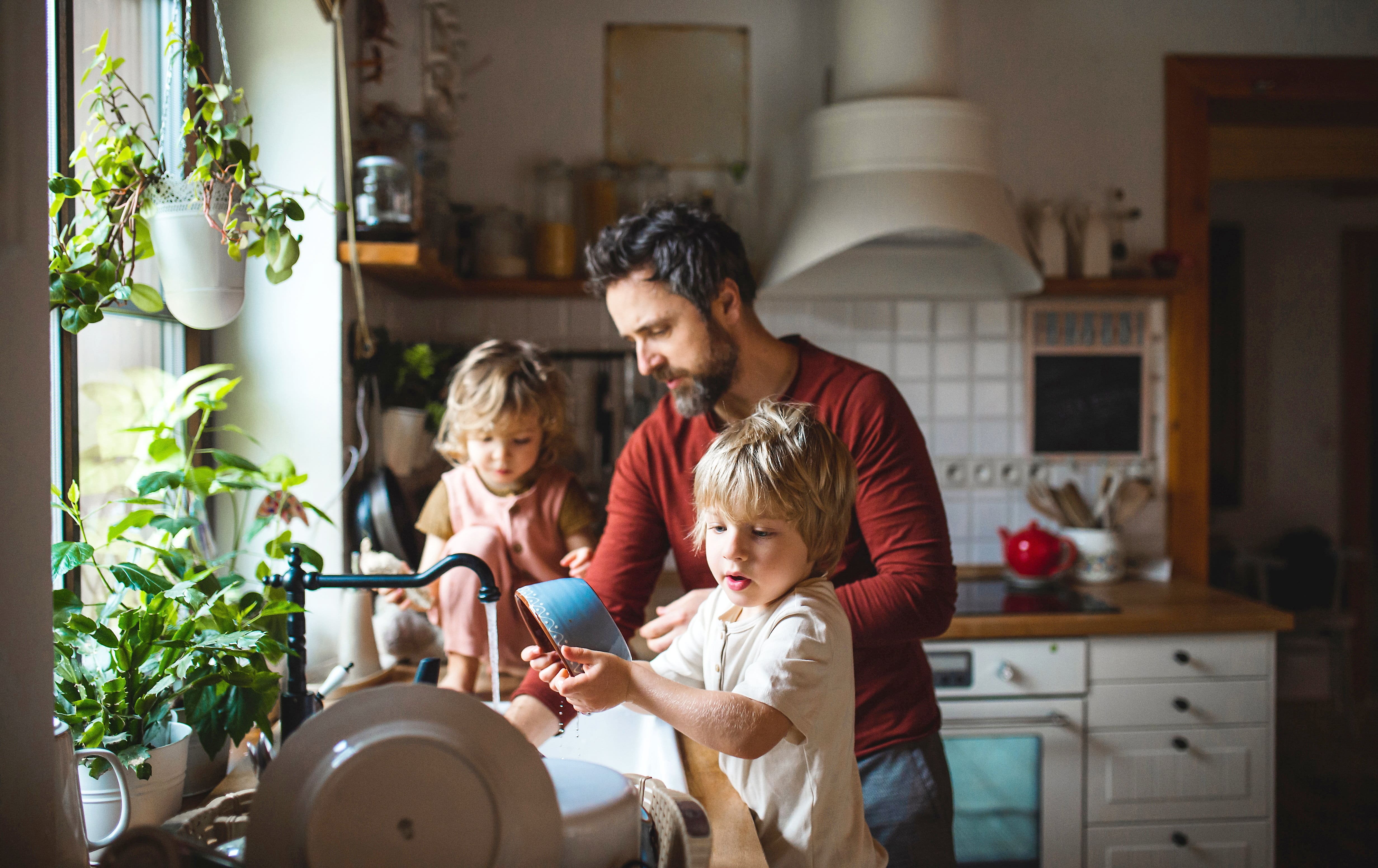10 astuces pour faire le ménage en famille | JDM