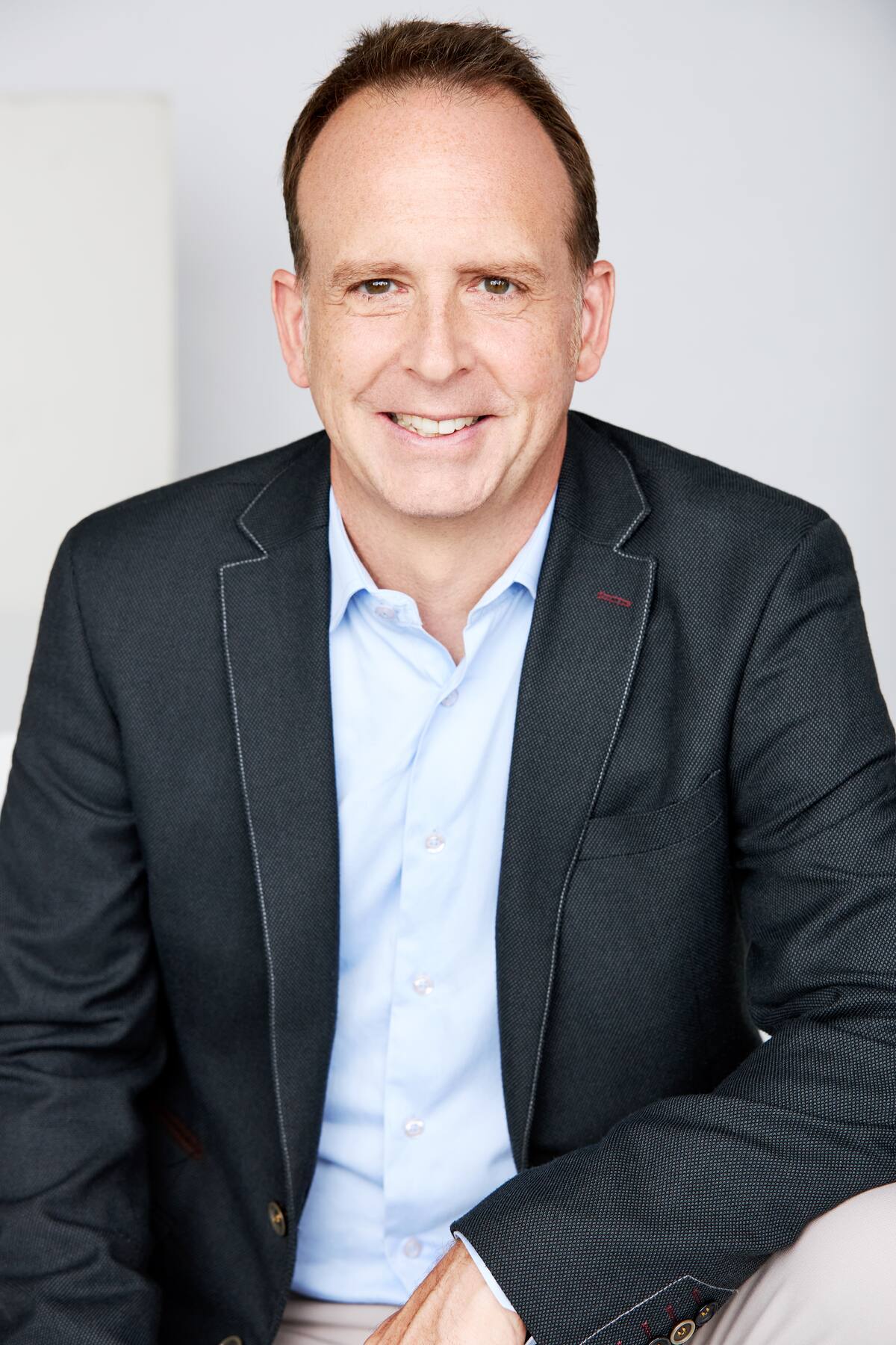 Recrutement du producteur Richard Haddad: Productions Déferlantes se ...