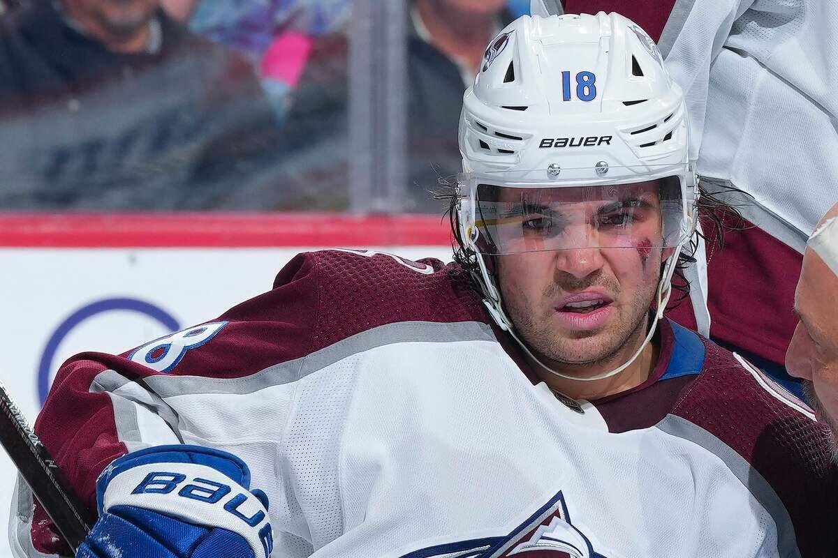 Le Canadien fait l'acquisition d'Alex Newhook de l'Avalanche du ...