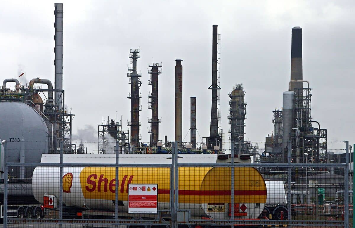 Shell se retire d'un projet pétrolier controversé au large des îles ...