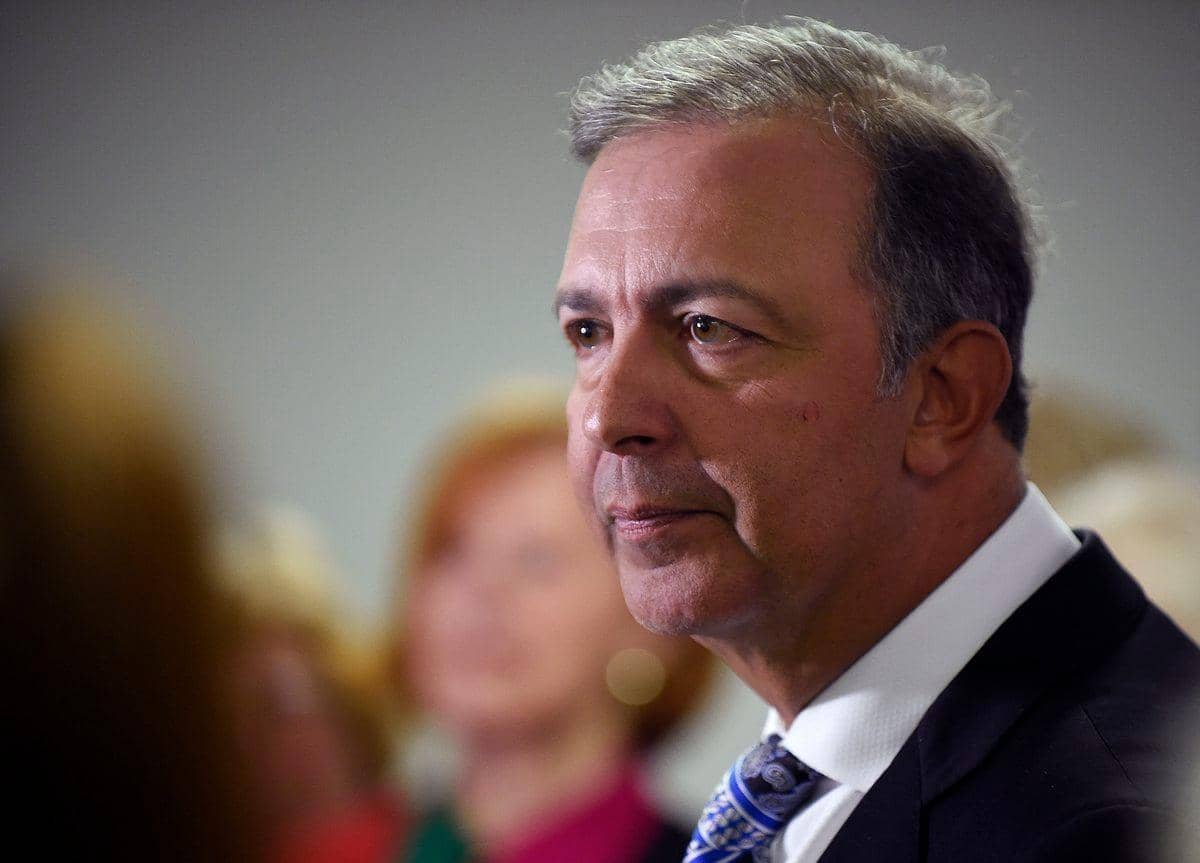 Sam Hamad renonce à la mairie de Québec | JDQ