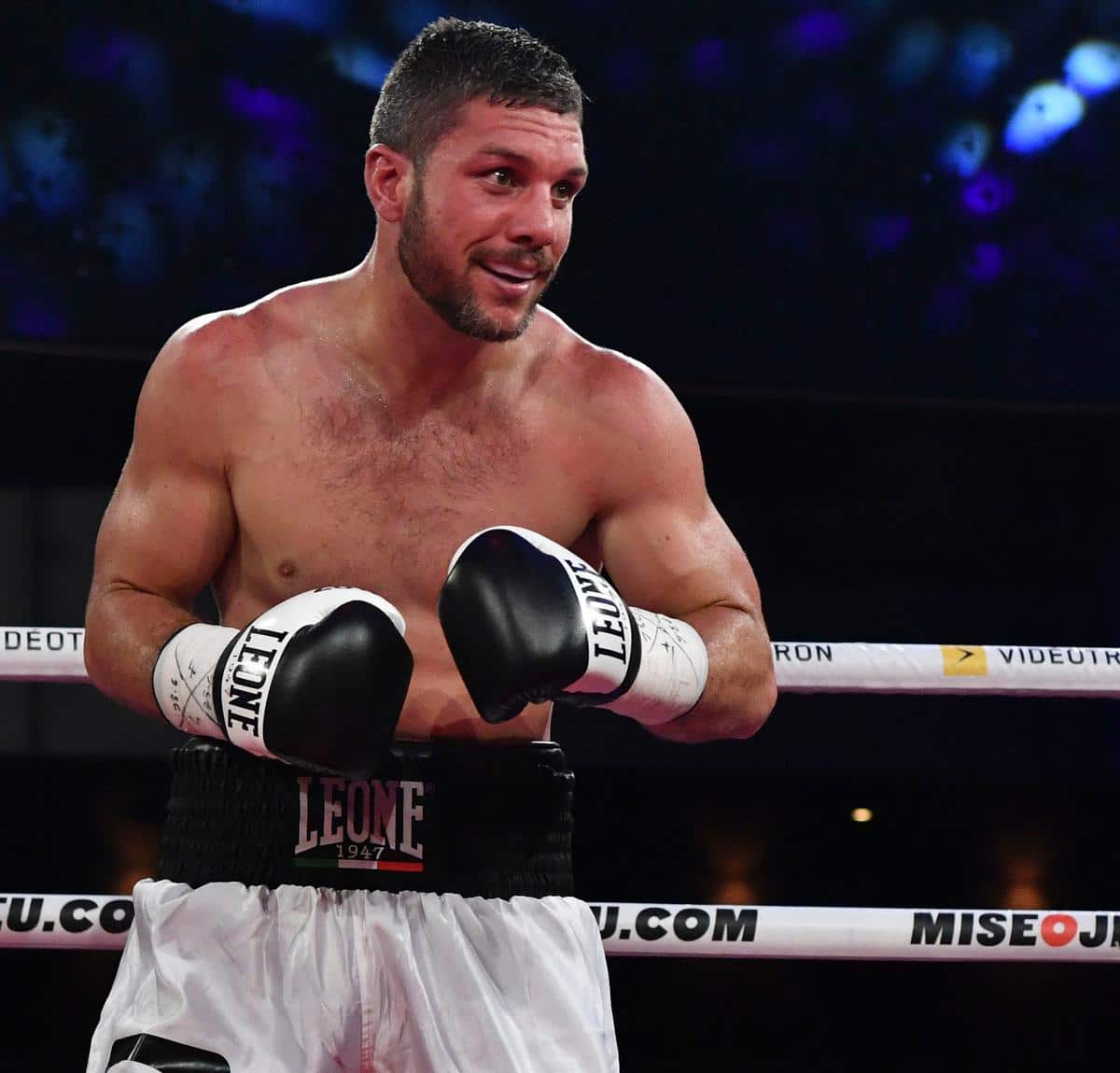 Francis Lafrenière triomphe face à Jean Pascal | JDQ