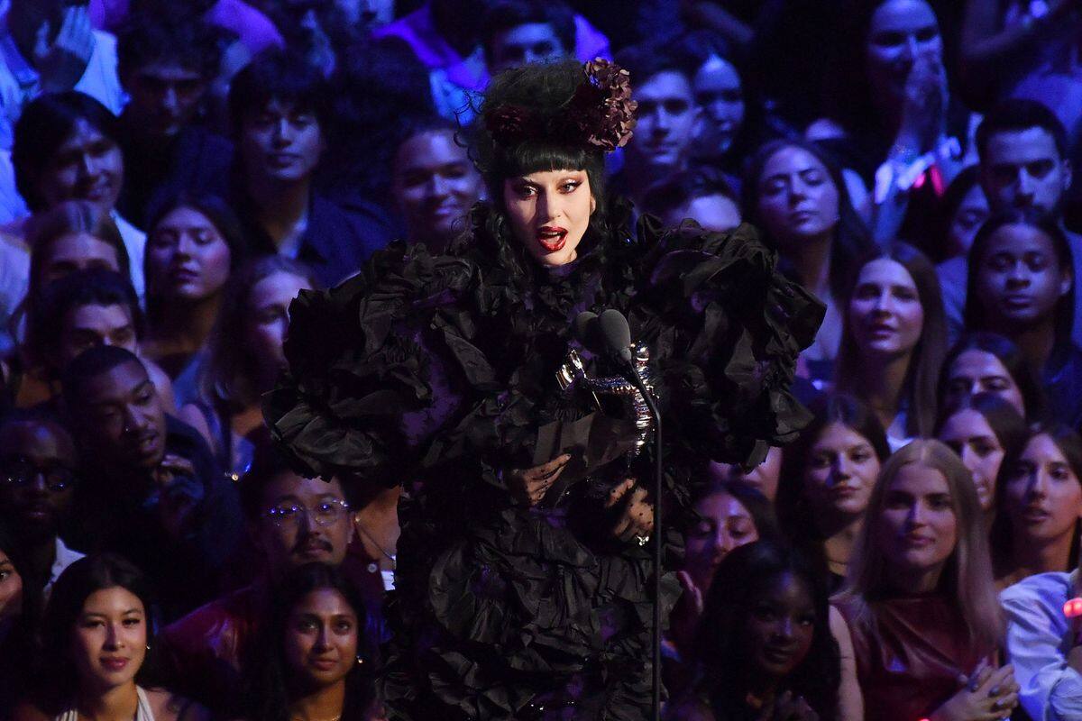 Lady Gaga ajoute deux concerts à Montréal dans le cadre de sa tournée ...