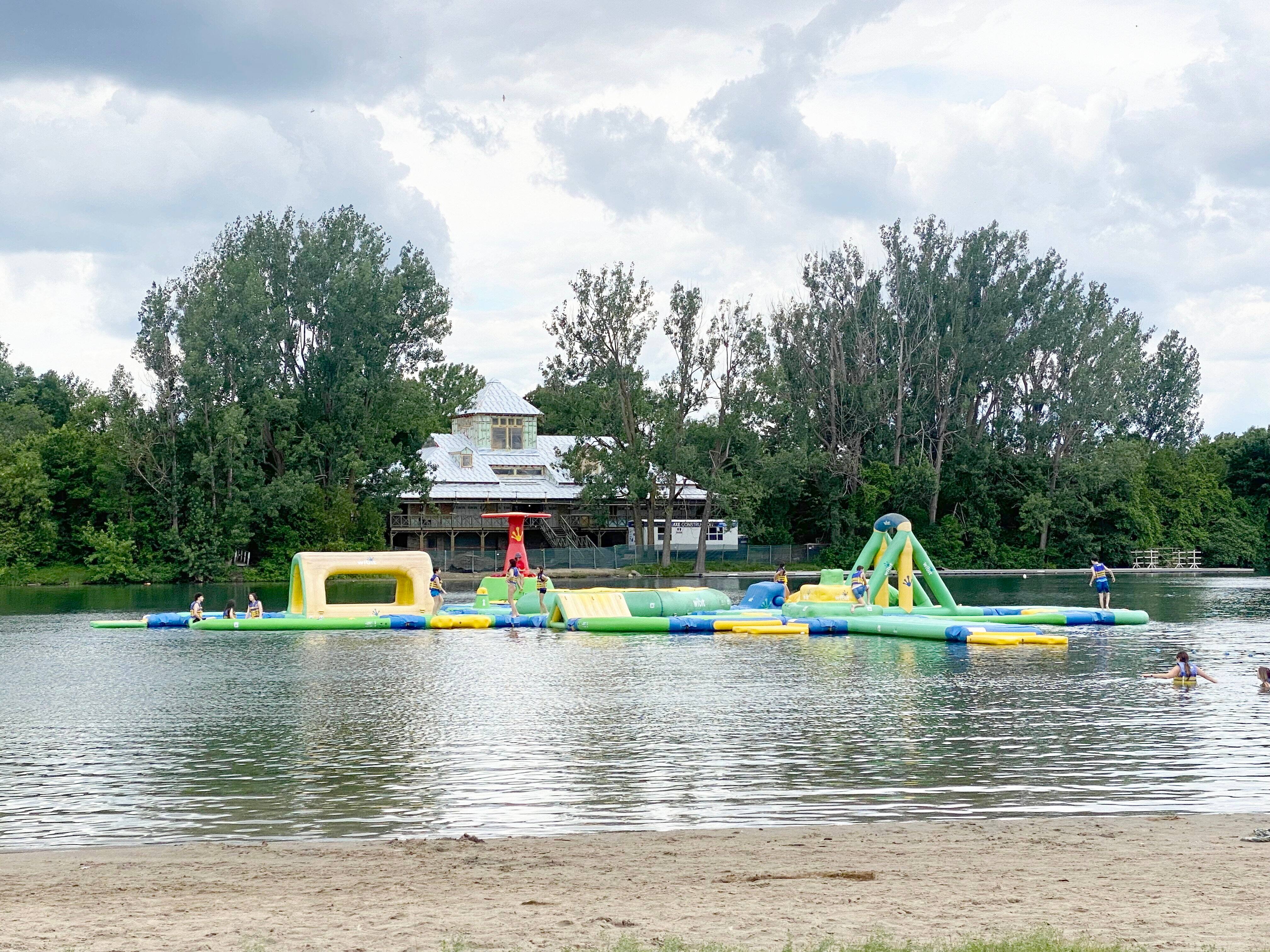 Est-ce qu’un mystérieux poisson a blessé un enfant à la plage Jean-Doré ...