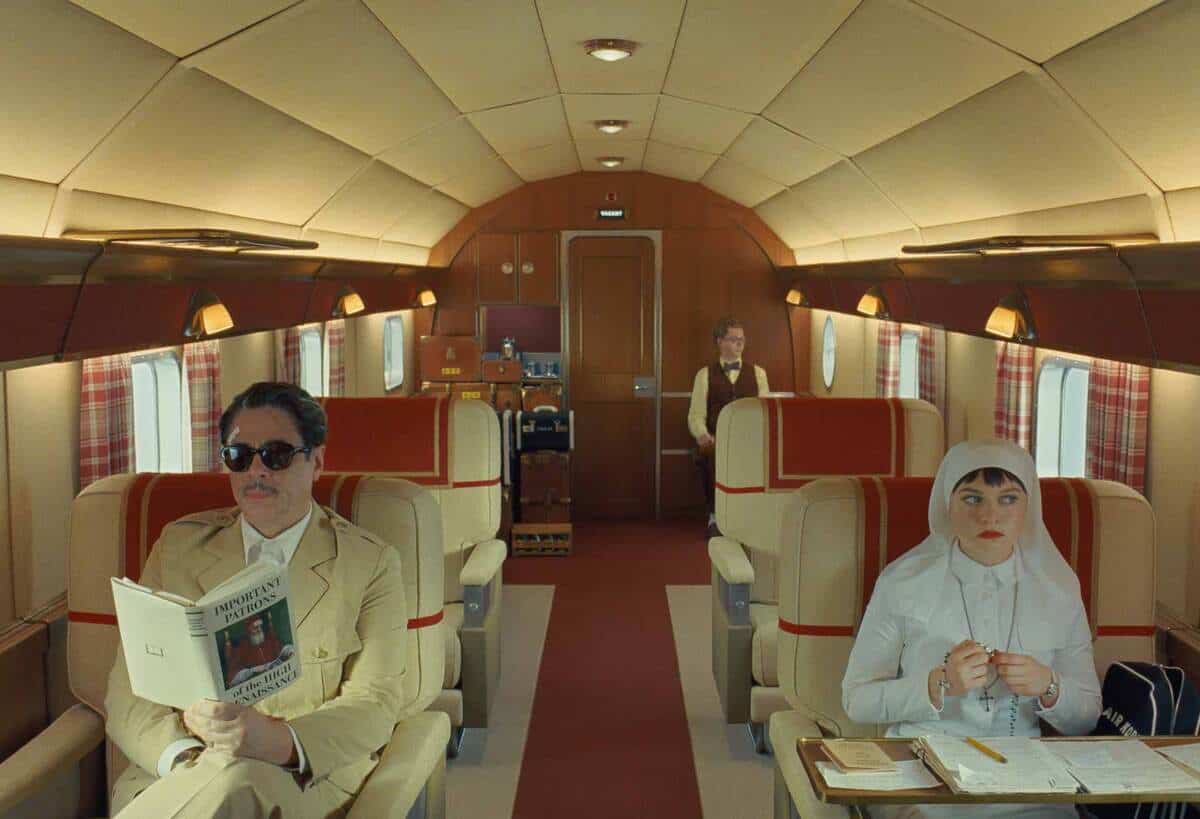 Critique du film «Le complot phénicien»: Wes Anderson fidèle à lui-même ...