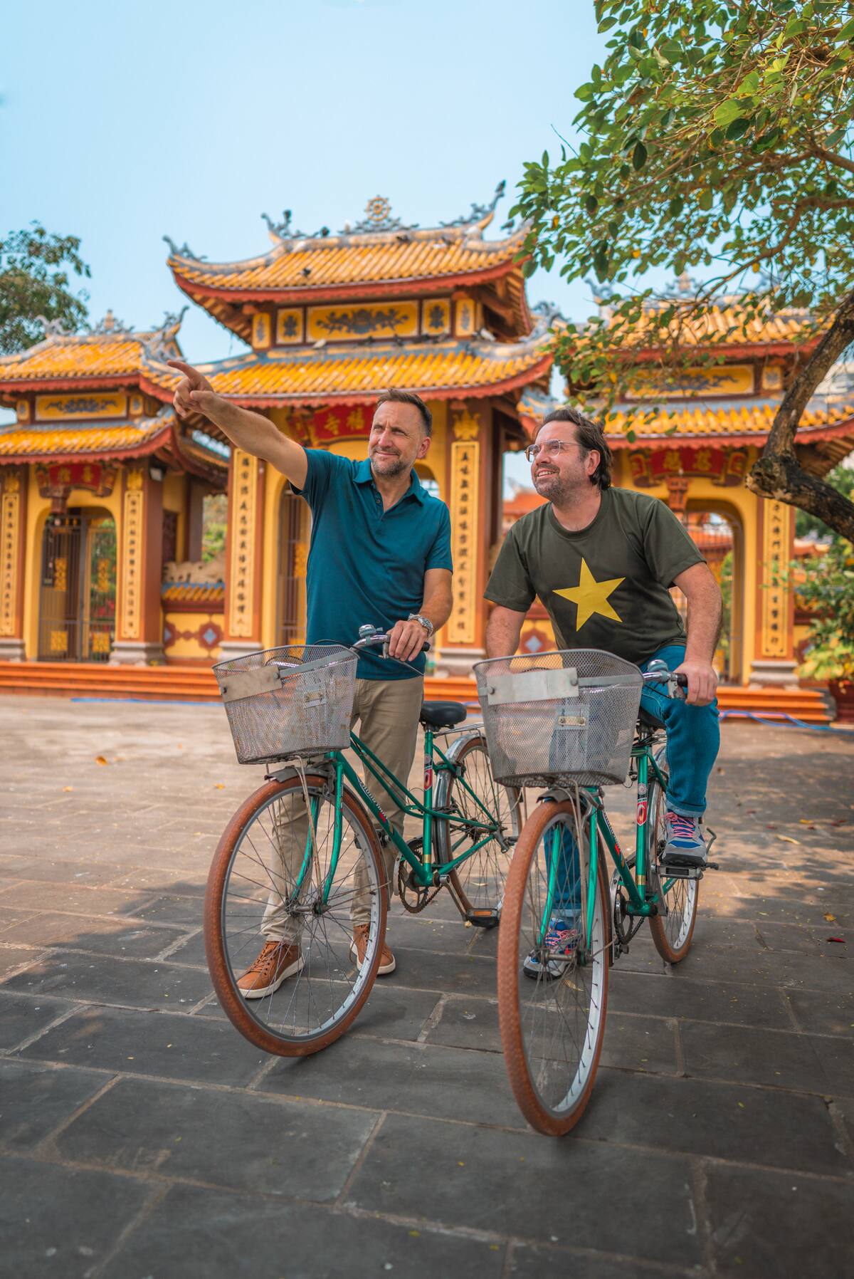 Tadam Vietnam: Exploring Asia with Jean-Michel Dufaux and Benoit ...