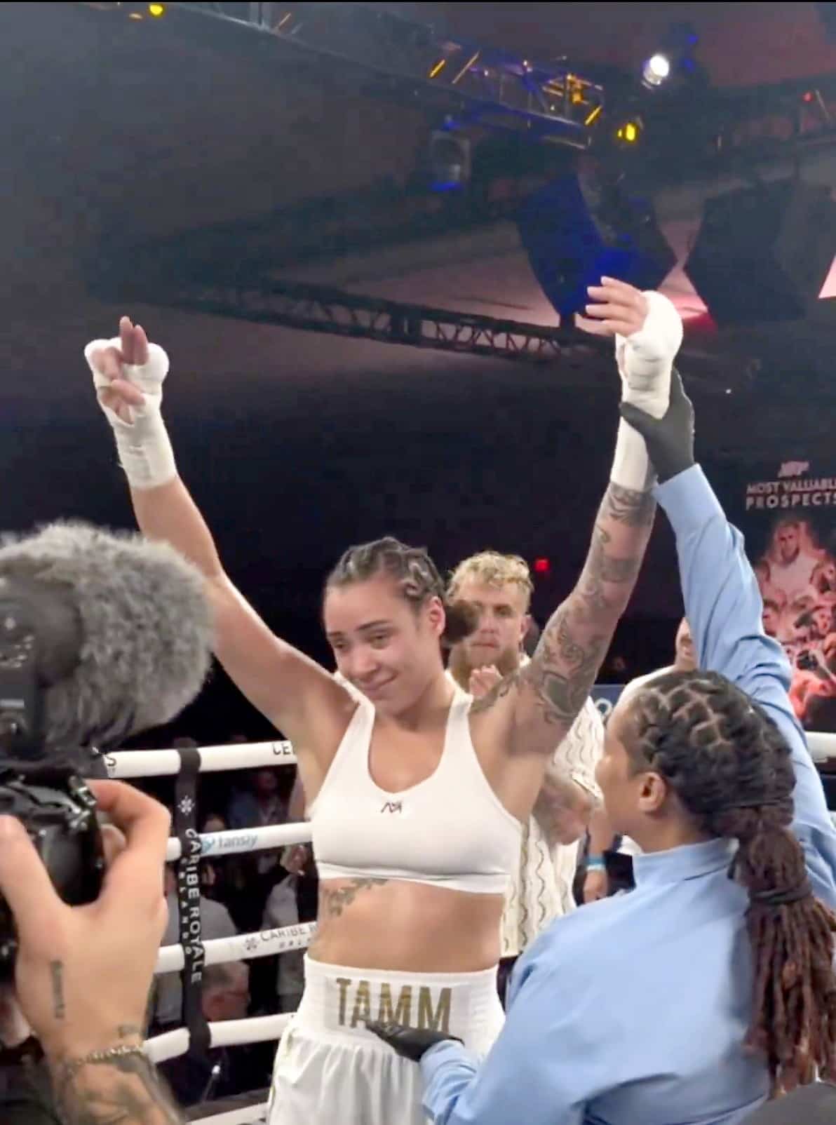 Tammara Thibeault l’emporte à ses débuts professionnels - TVA Sports