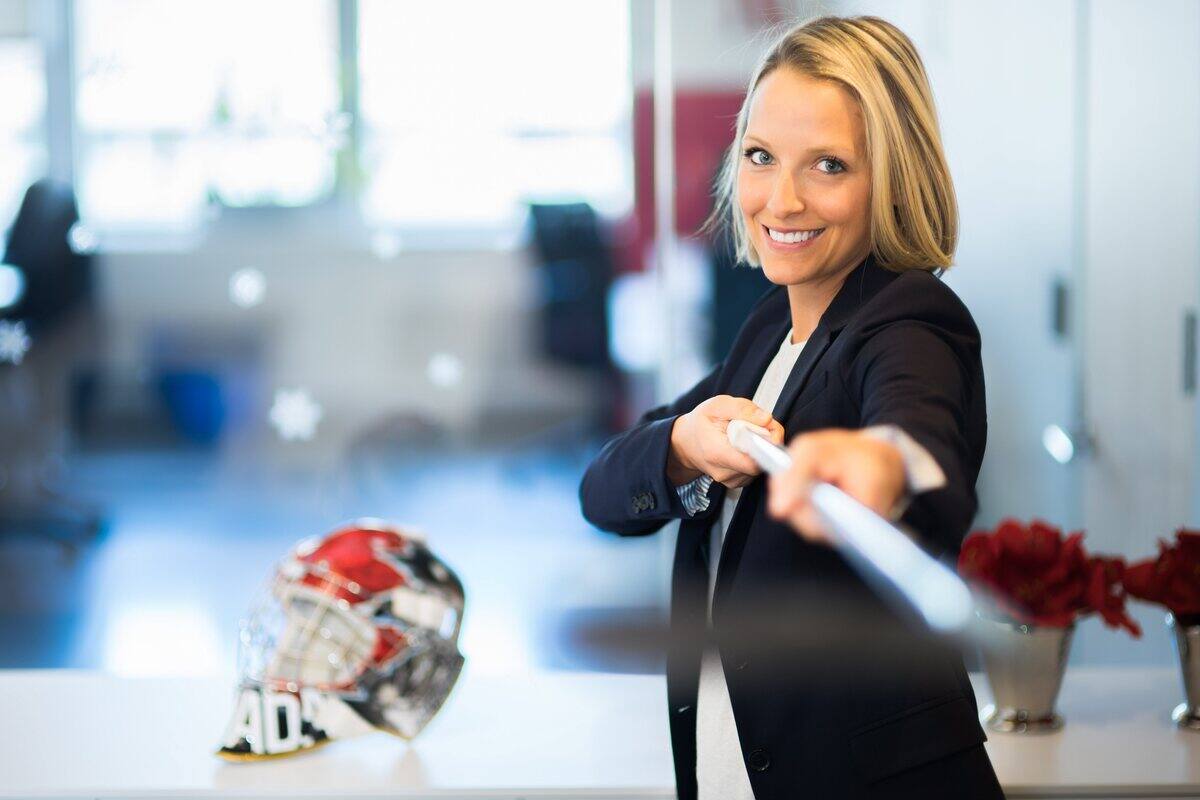 Émilie Castonguay pourrait-elle attirer Alexis Lafrenière à Vancouver ...