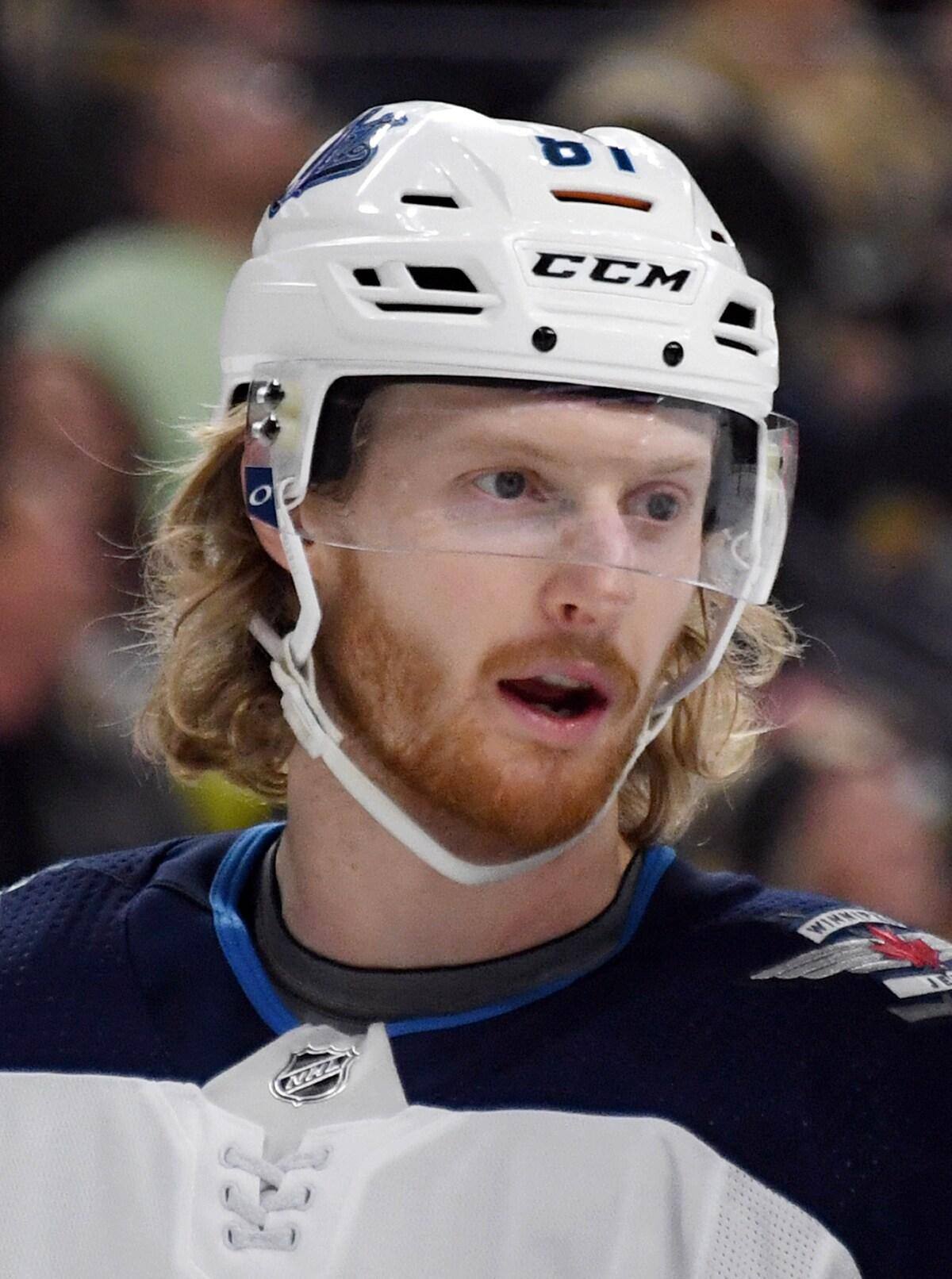 Sept ans et beaucoup d’argent pour Kyle Connor | JDM