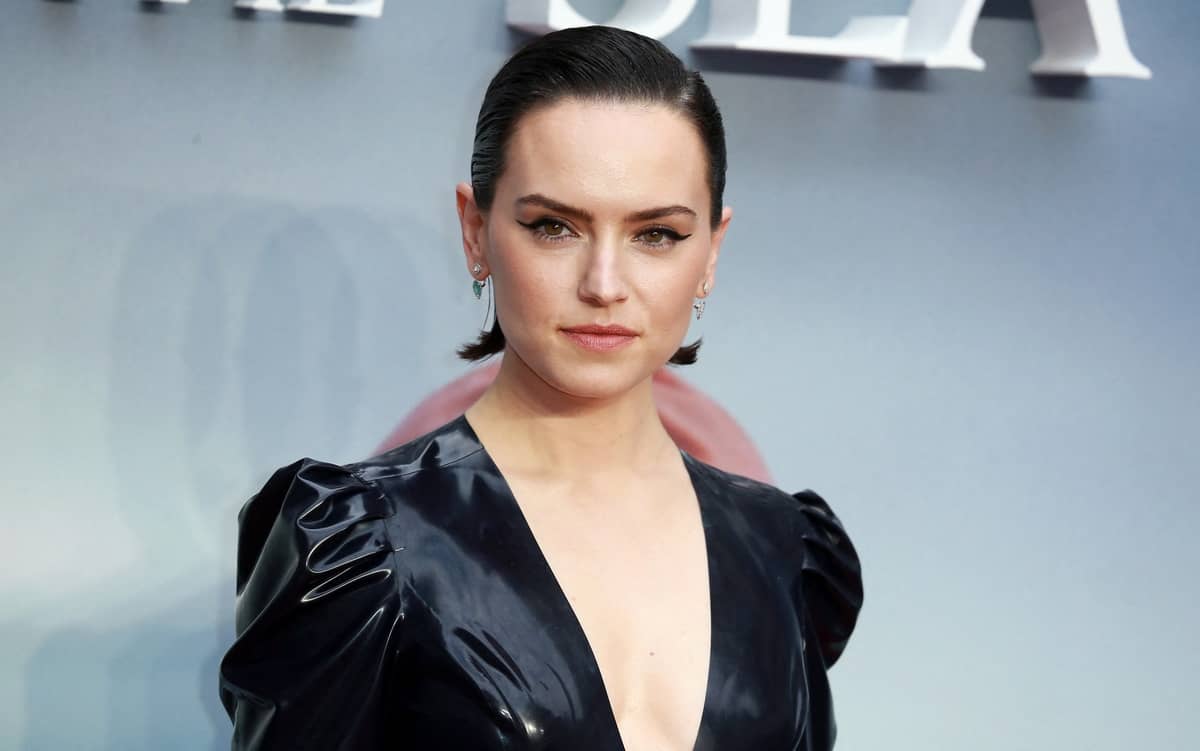 «Star Wars»: l’actrice Daisy Ridley souffre d’une maladie auto-immune ...