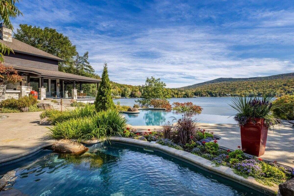 L’ancienne maison de Patrick Roy vendue pour 40% de moins qu’espéré | JDM