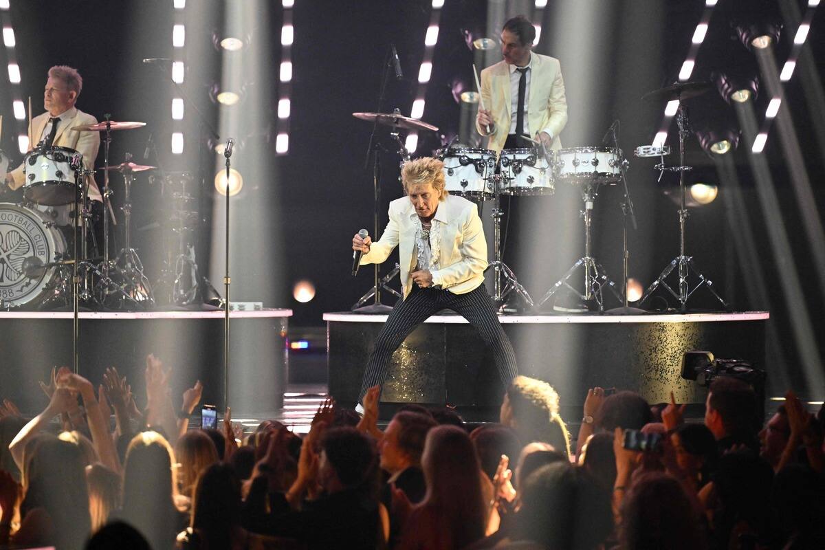 Ému, Rod Stewart, 80 ans, reçoit un prix pour l’ensemble de sa carrière ...