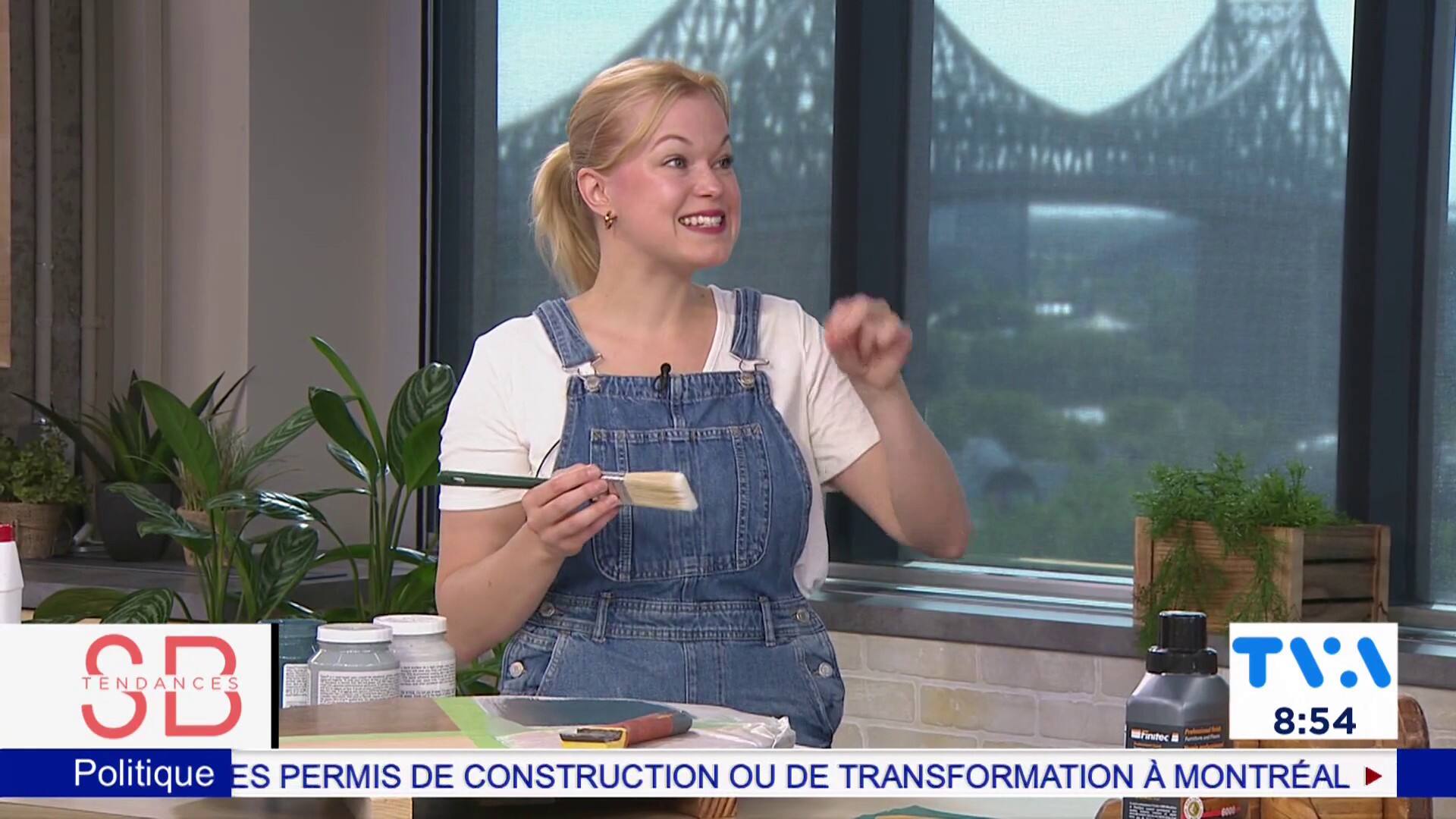 MAISON | COMMENT TRANSFORMER UN MEUBLE EN BOIS | Salut Bonjour