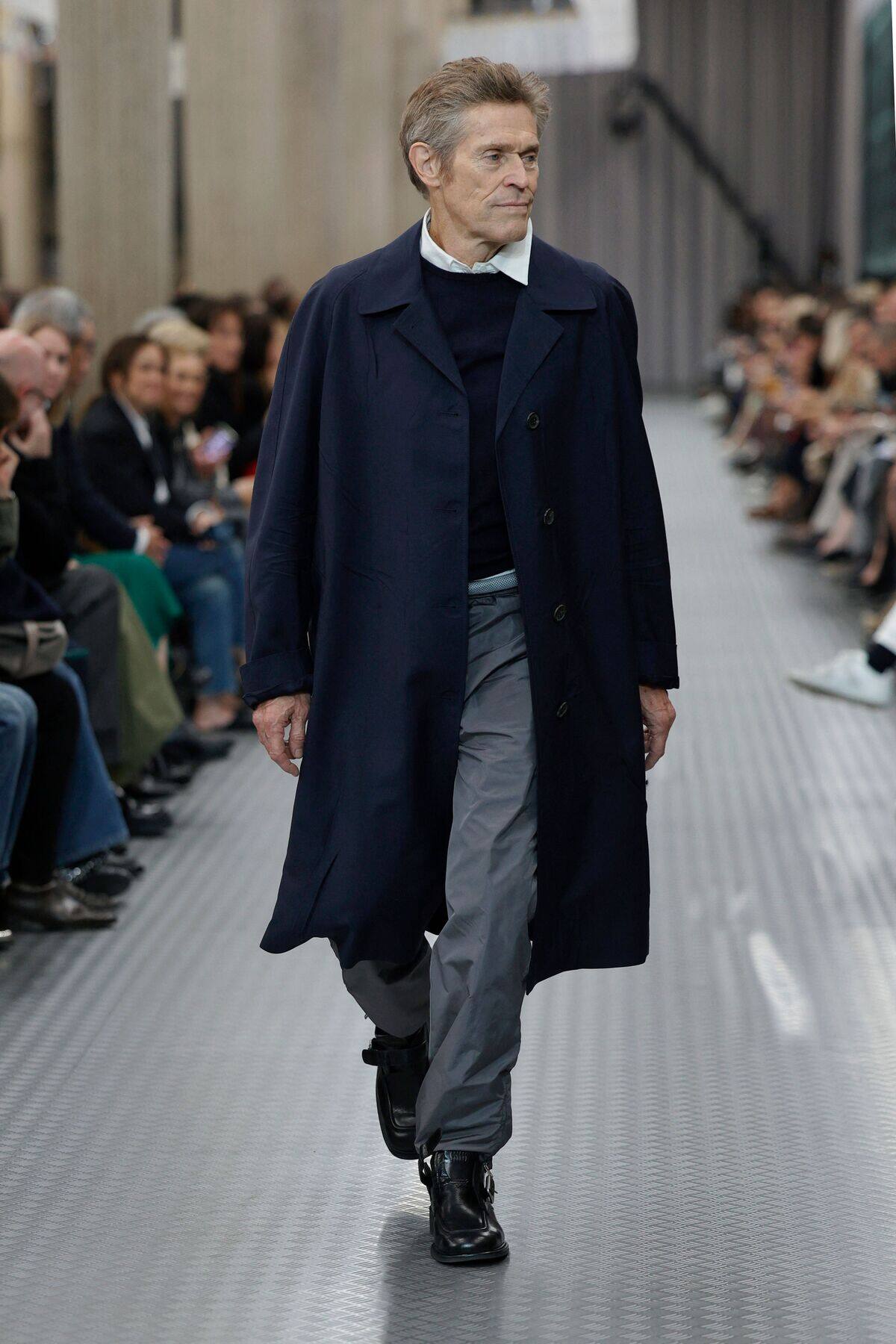 [IMAGES] Semaine de la mode de Paris: Charlotte Cardin de retour sur le ...