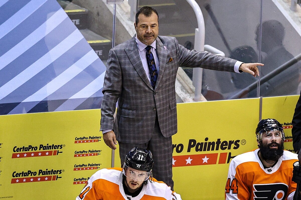Alain Vigneault veut un peu de normalité | JDQ